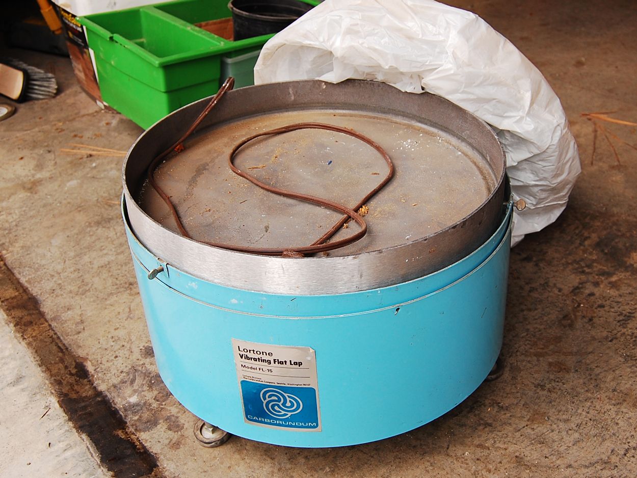 I just acquired this old Lortone vibratory flat lap. Never used one before, anybody got any tips ...