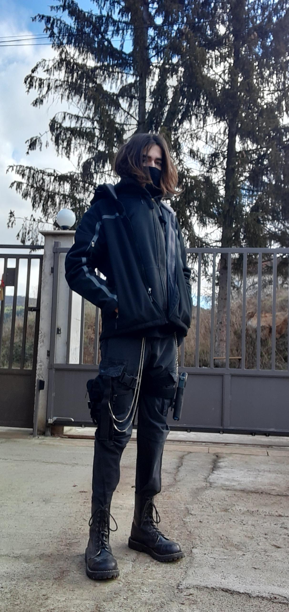 i know its not functional at all, just felt like a #techwear post | Scrolller