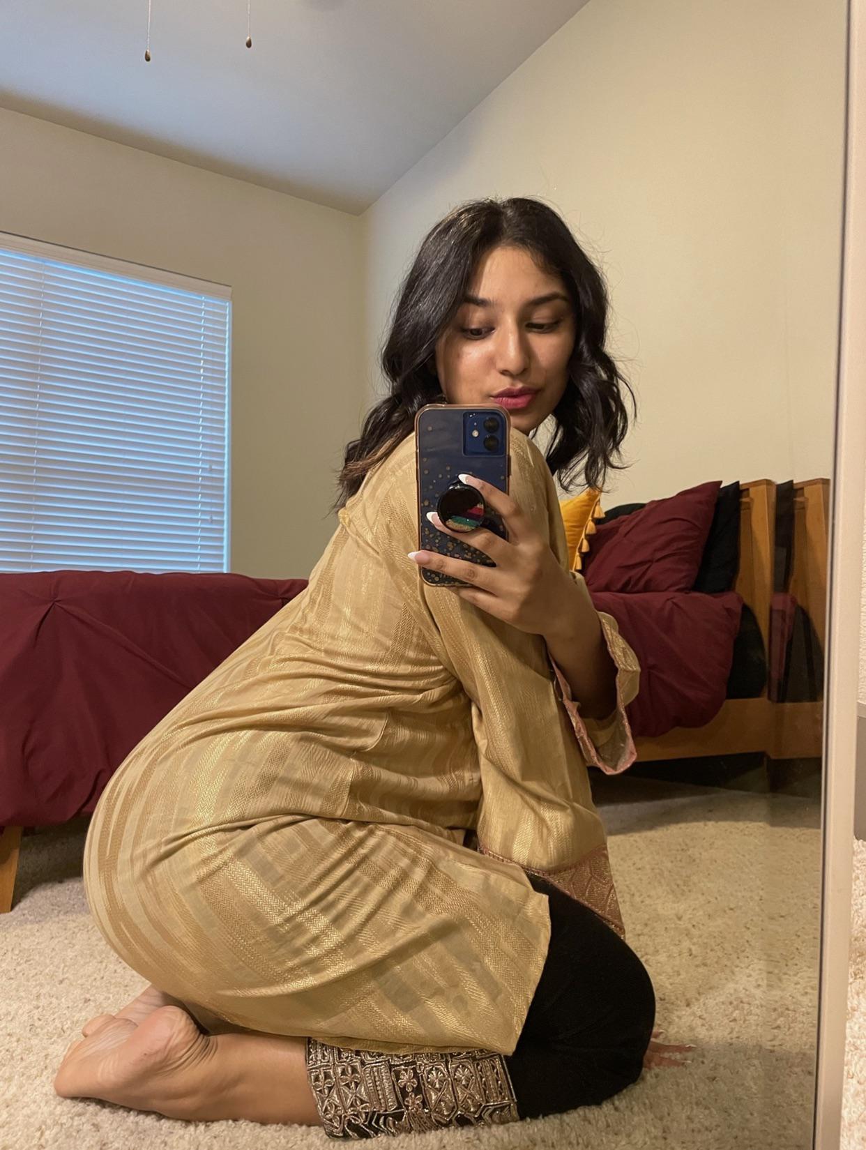 Do You Like My Pakistani Dress 🙈 Scrolller