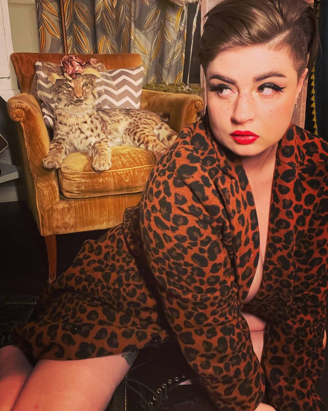 I love being a side buzzed babe | Scrolller