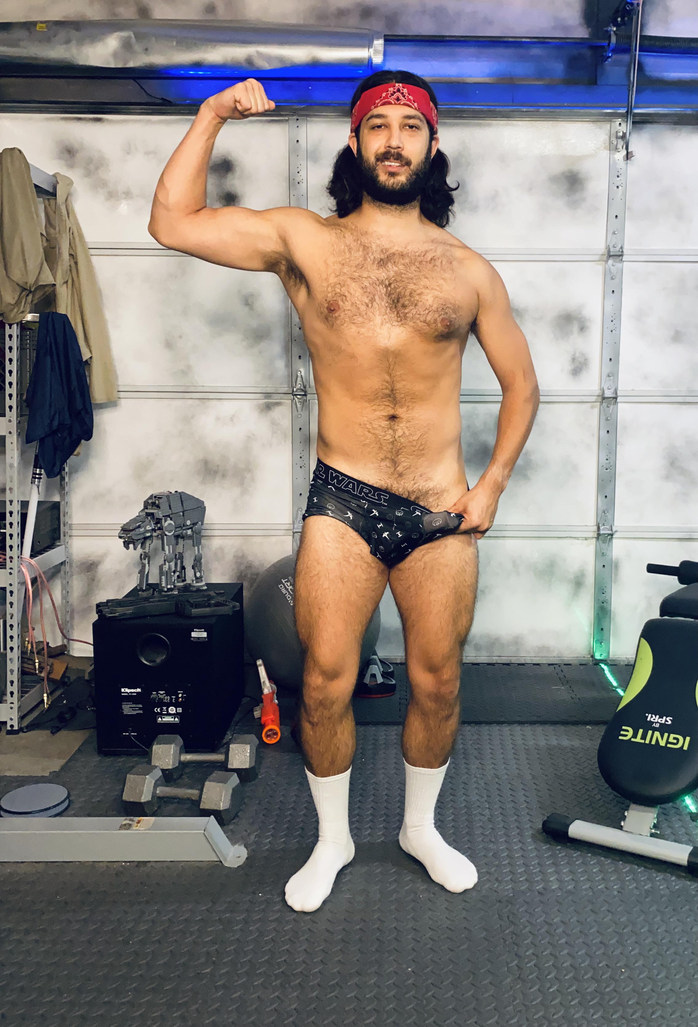 I love bulking season. Everything gets bigger 🍆😈 | Scrolller