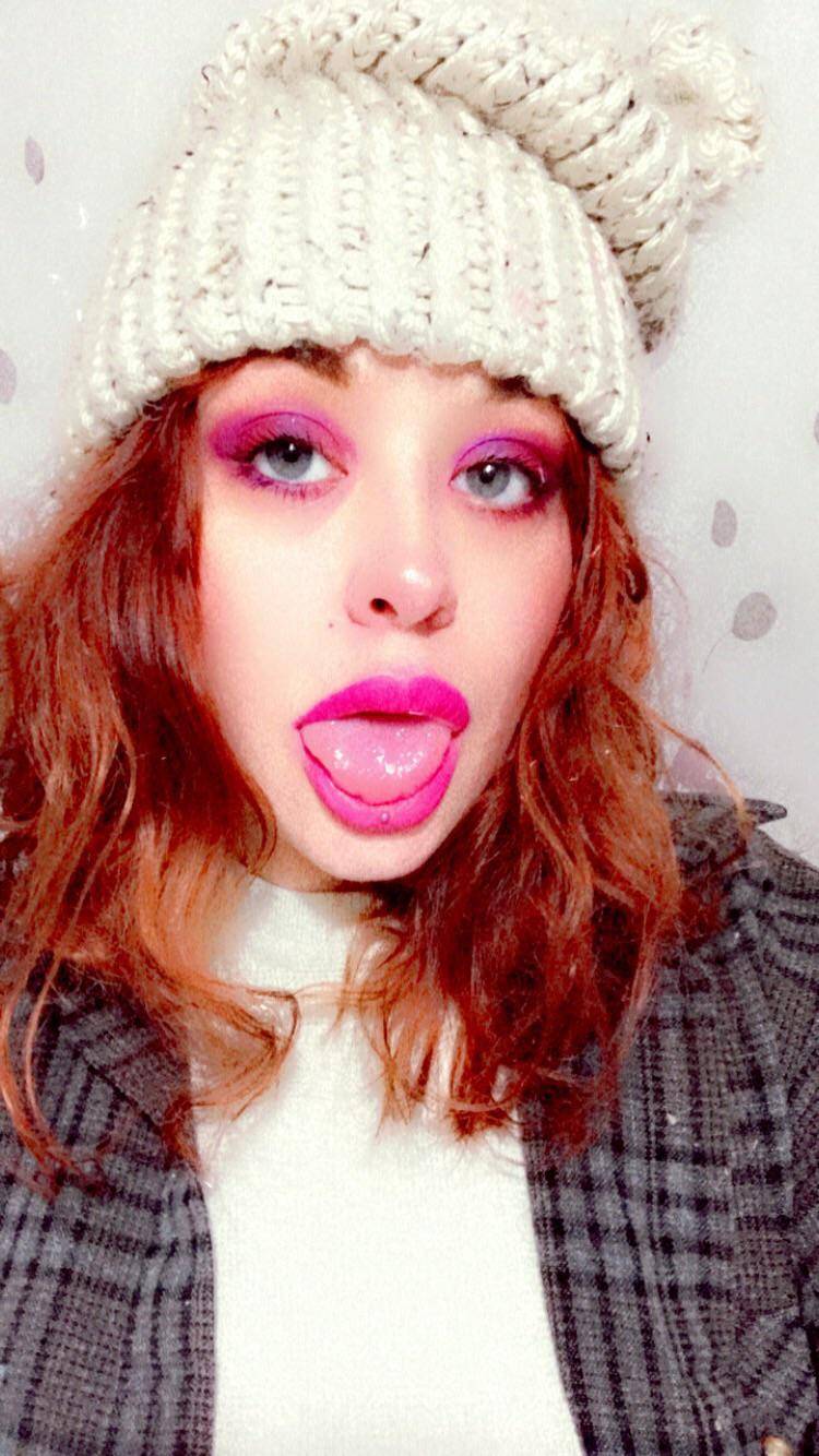 I Love Mine 👅 | Scrolller