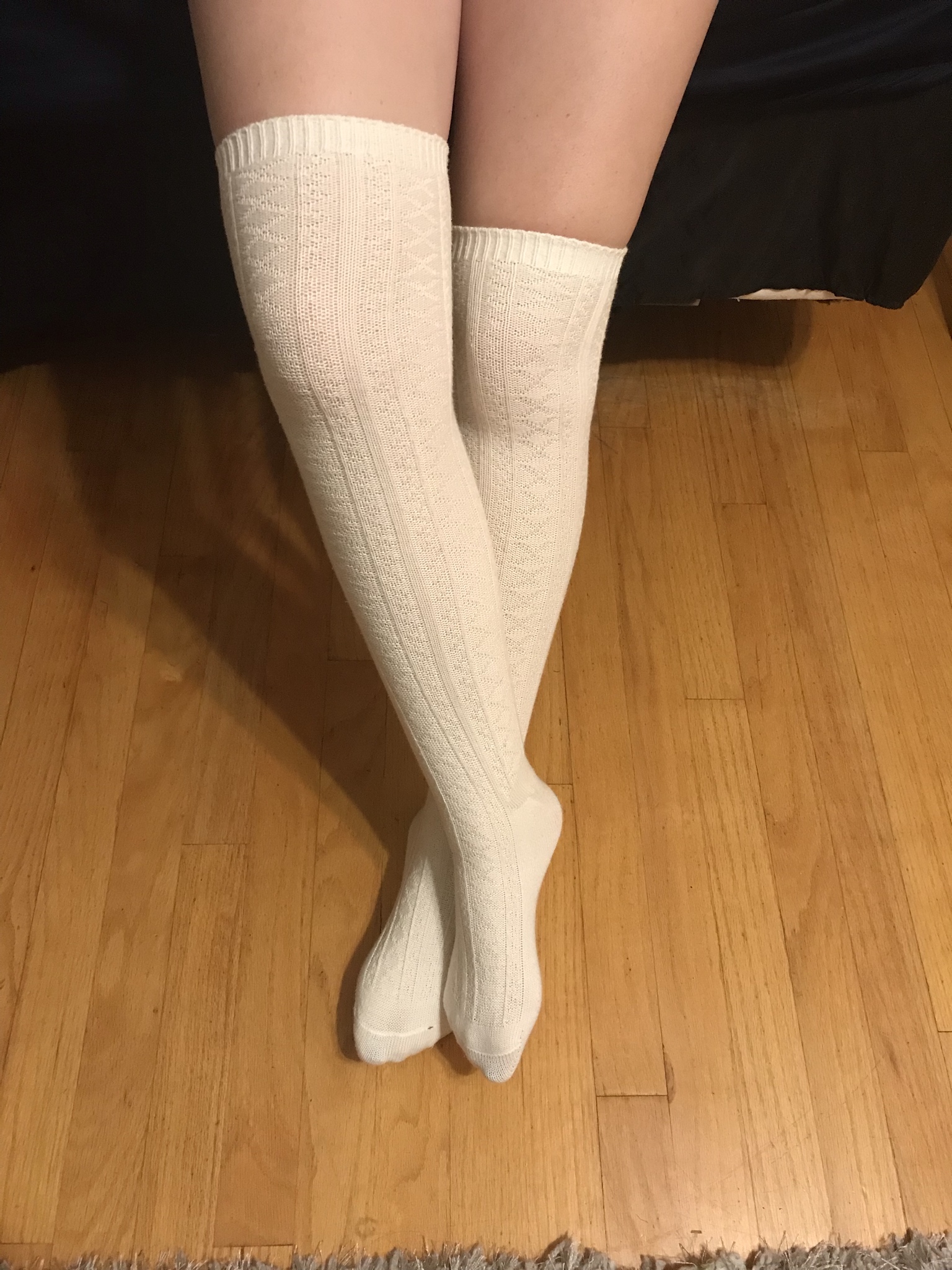 I love my knee highs 😍 | Scrolller
