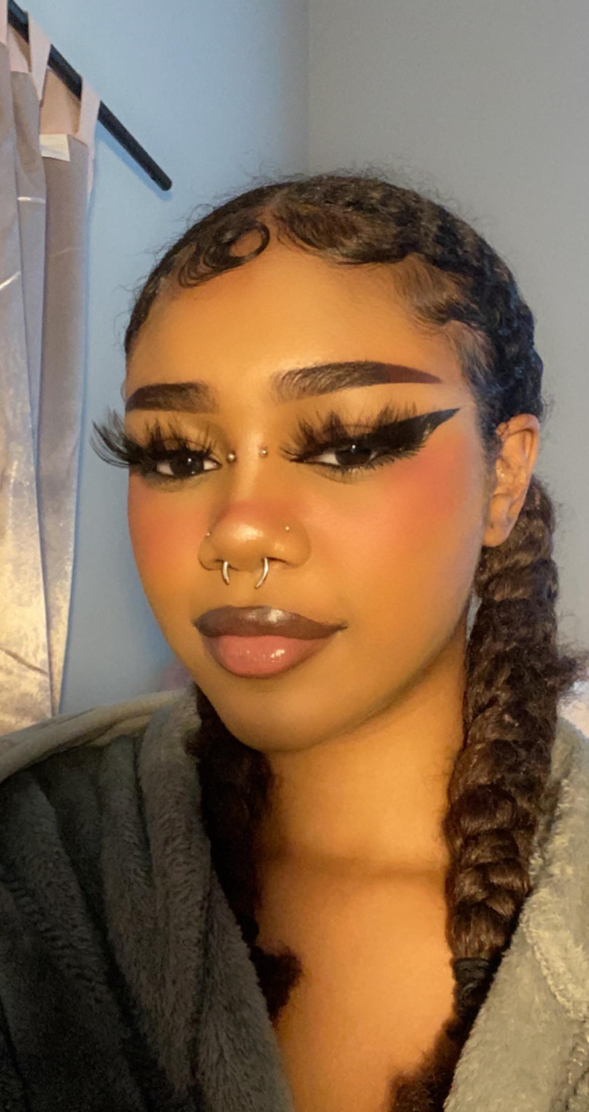 I love my new piercing😊 | Scrolller