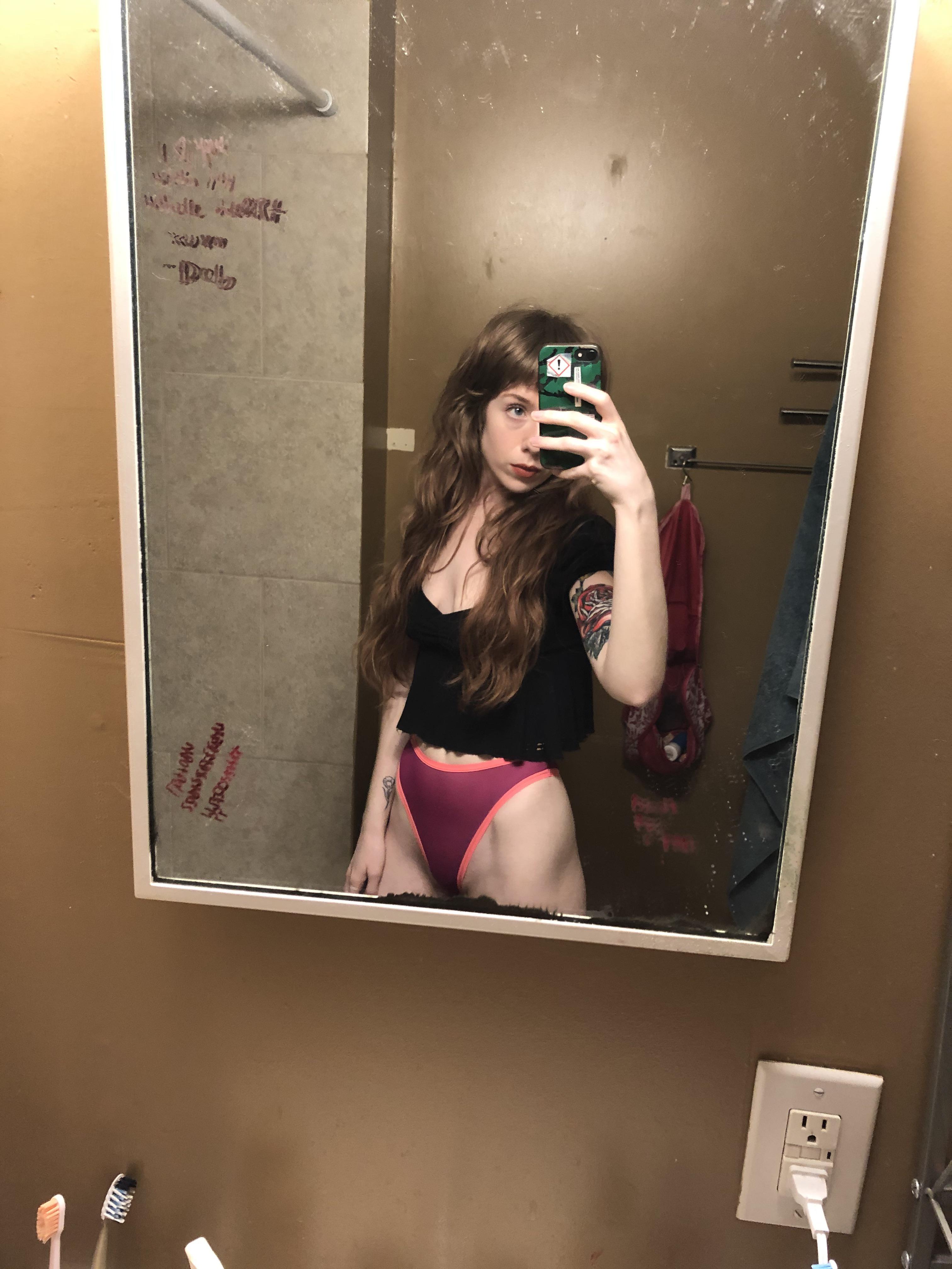 I love undies that sit just above my hip bones! | Scrolller