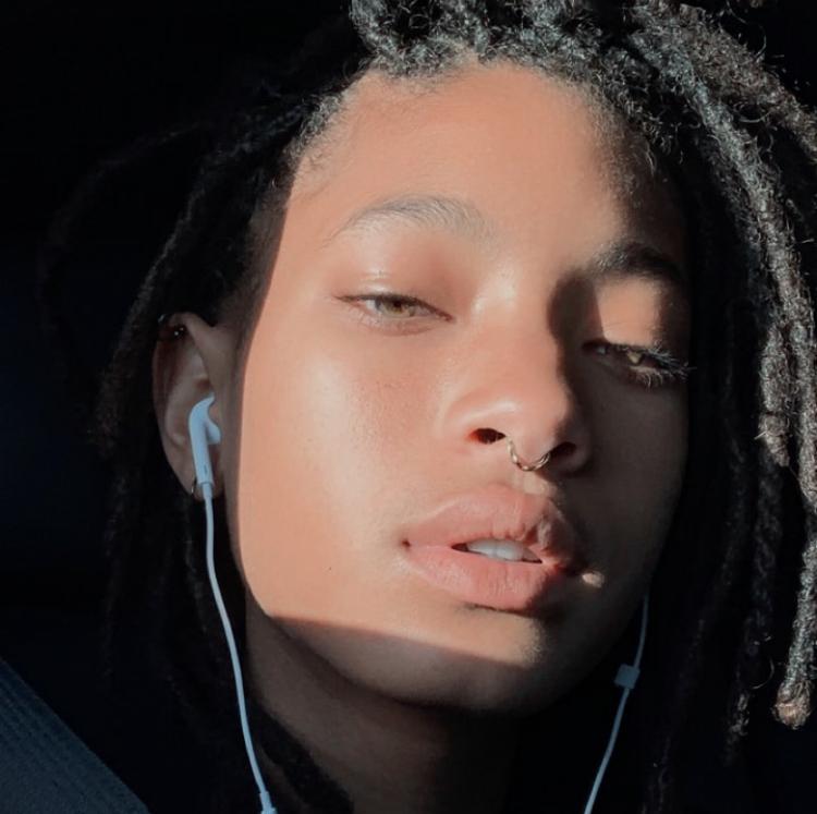 i lowkey miss her dreads | Scrolller