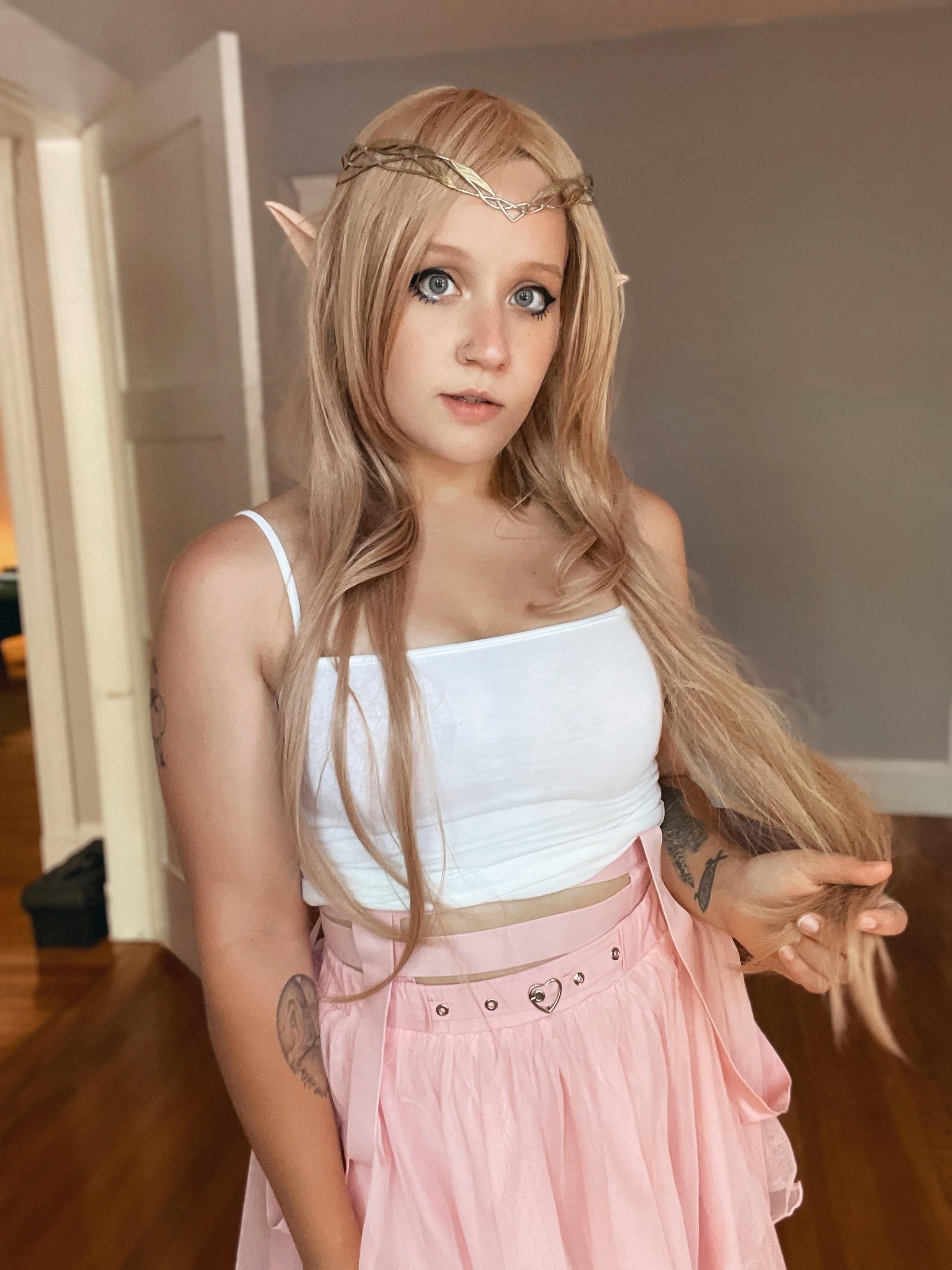 I’m good with a sword | Scrolller