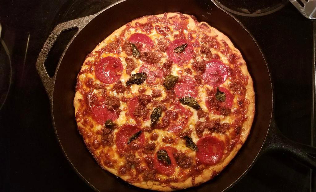 I made a pan pizza | Scrolller