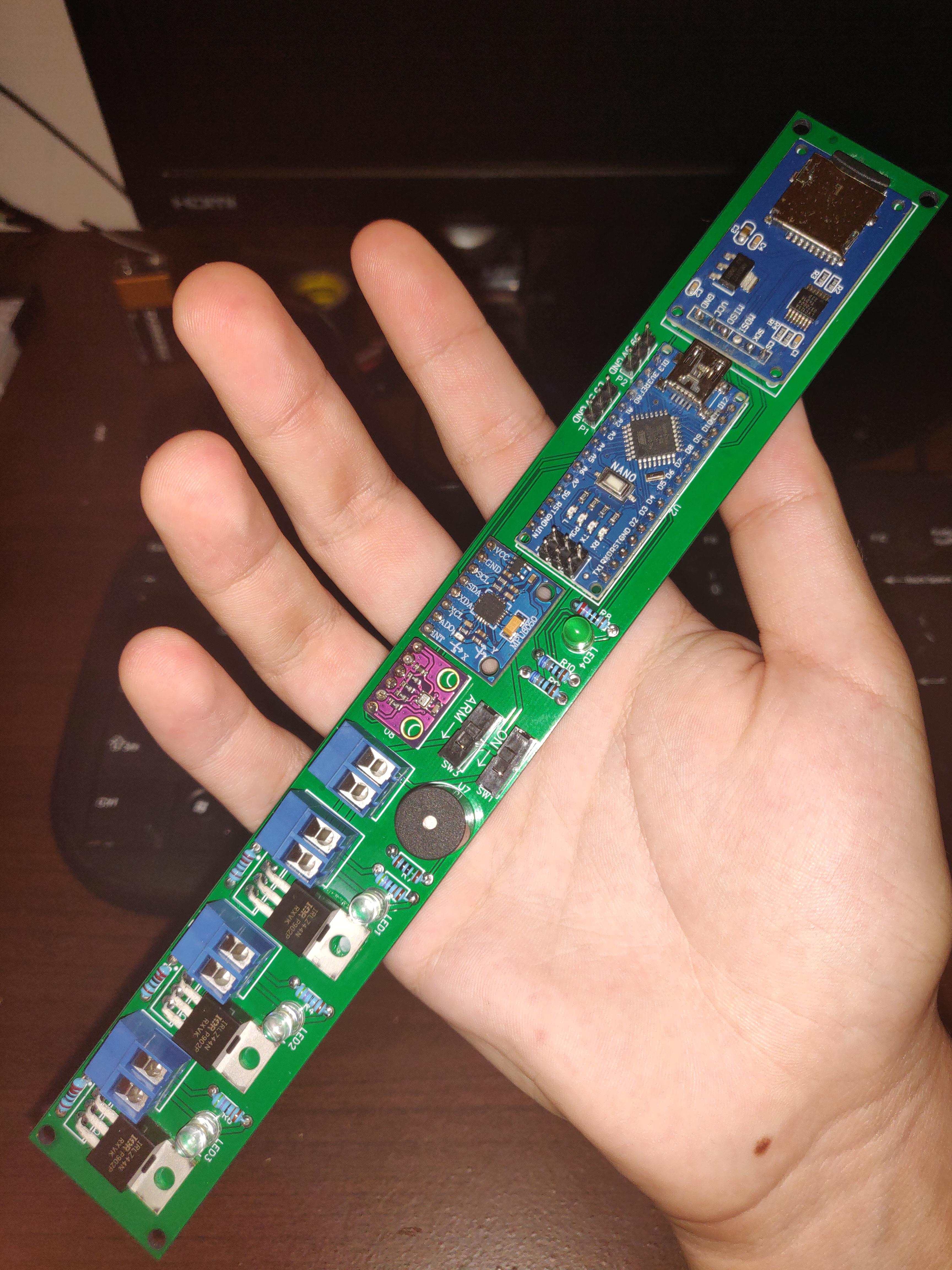 I made a rocket flight computer based off an Arduino nano | Scrolller