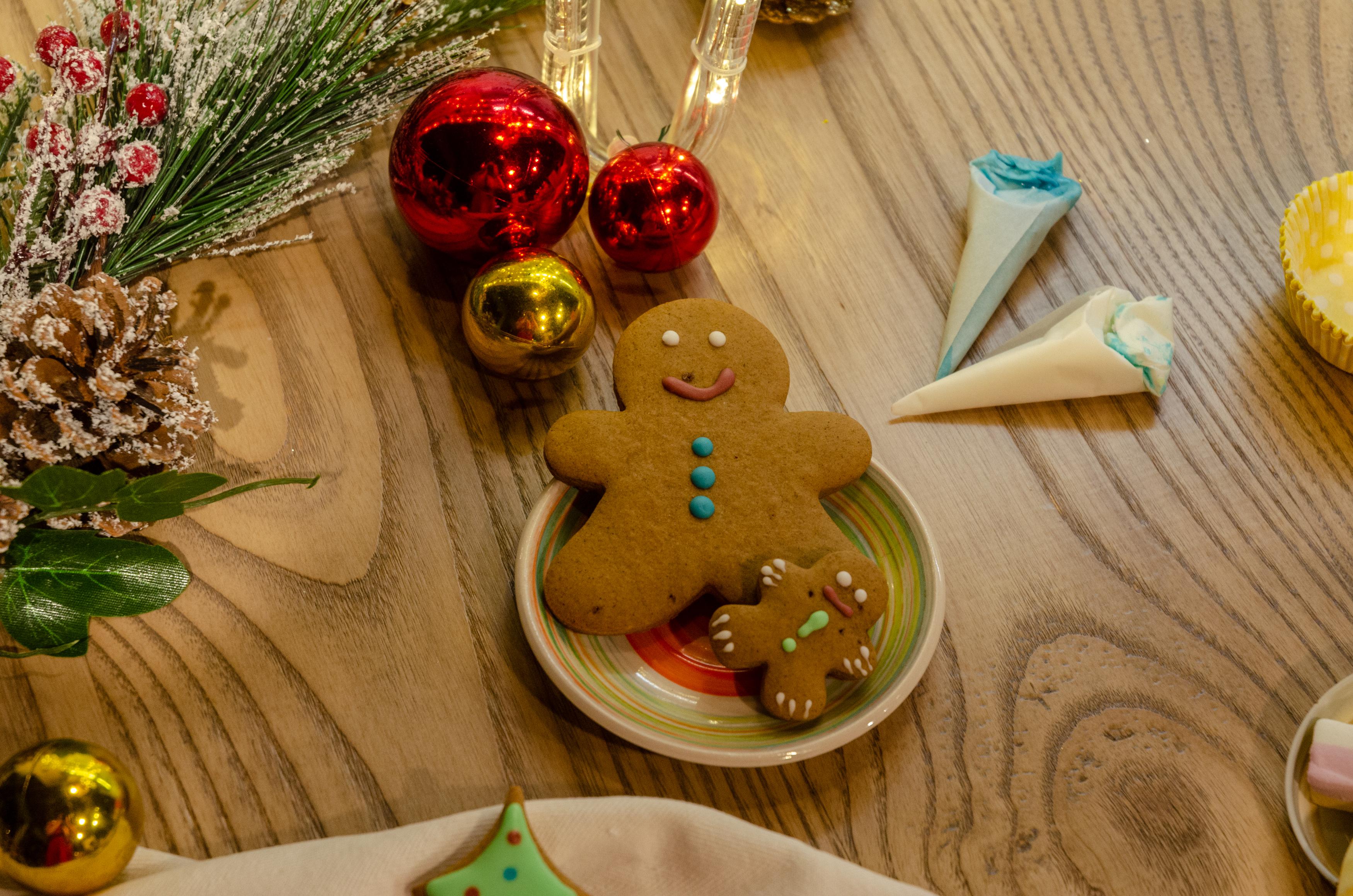 [I made] Gingerbread for Christmas. | Scrolller
