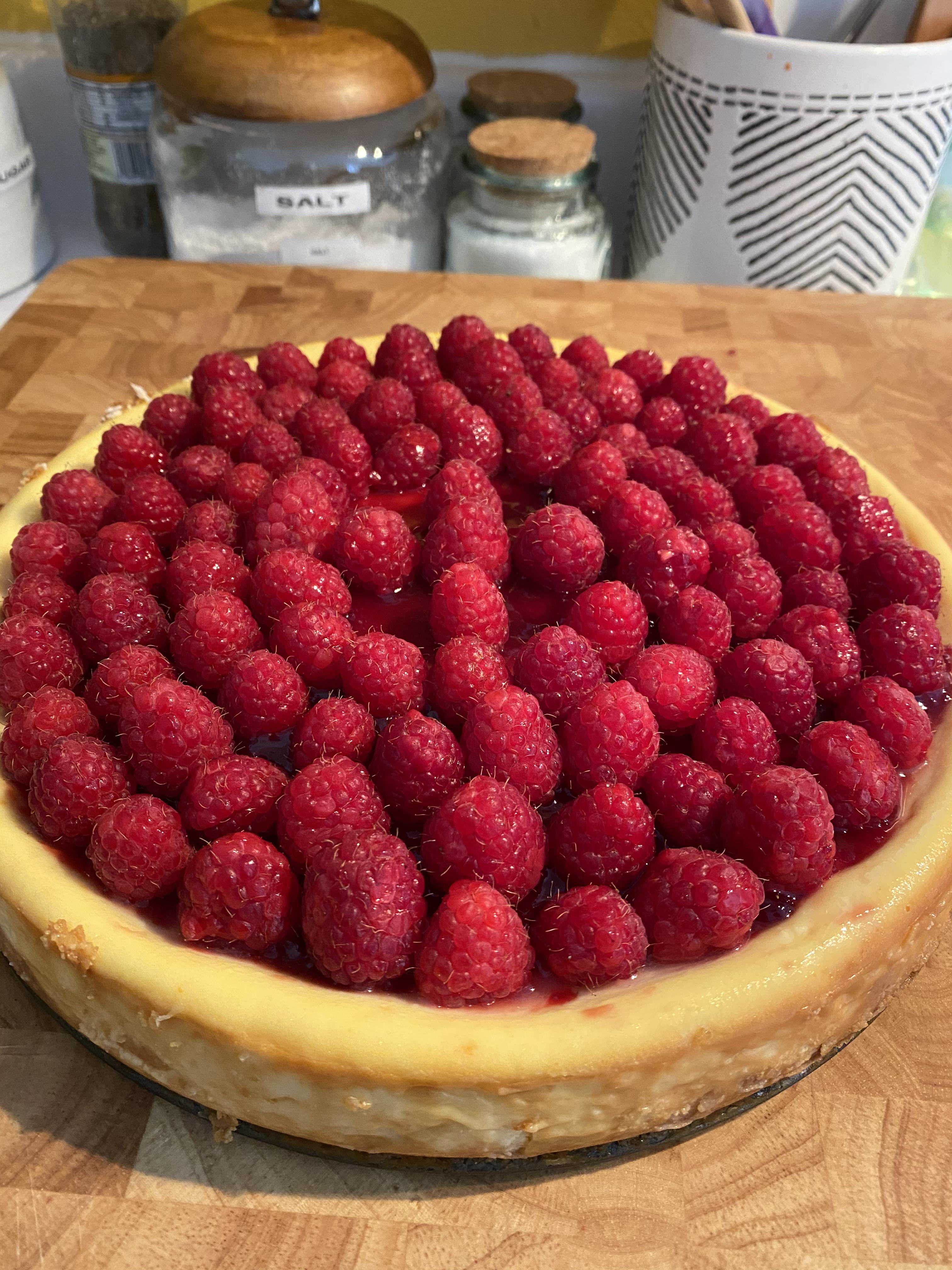 I made Raspberries ricotta cheesecake. | Scrolller