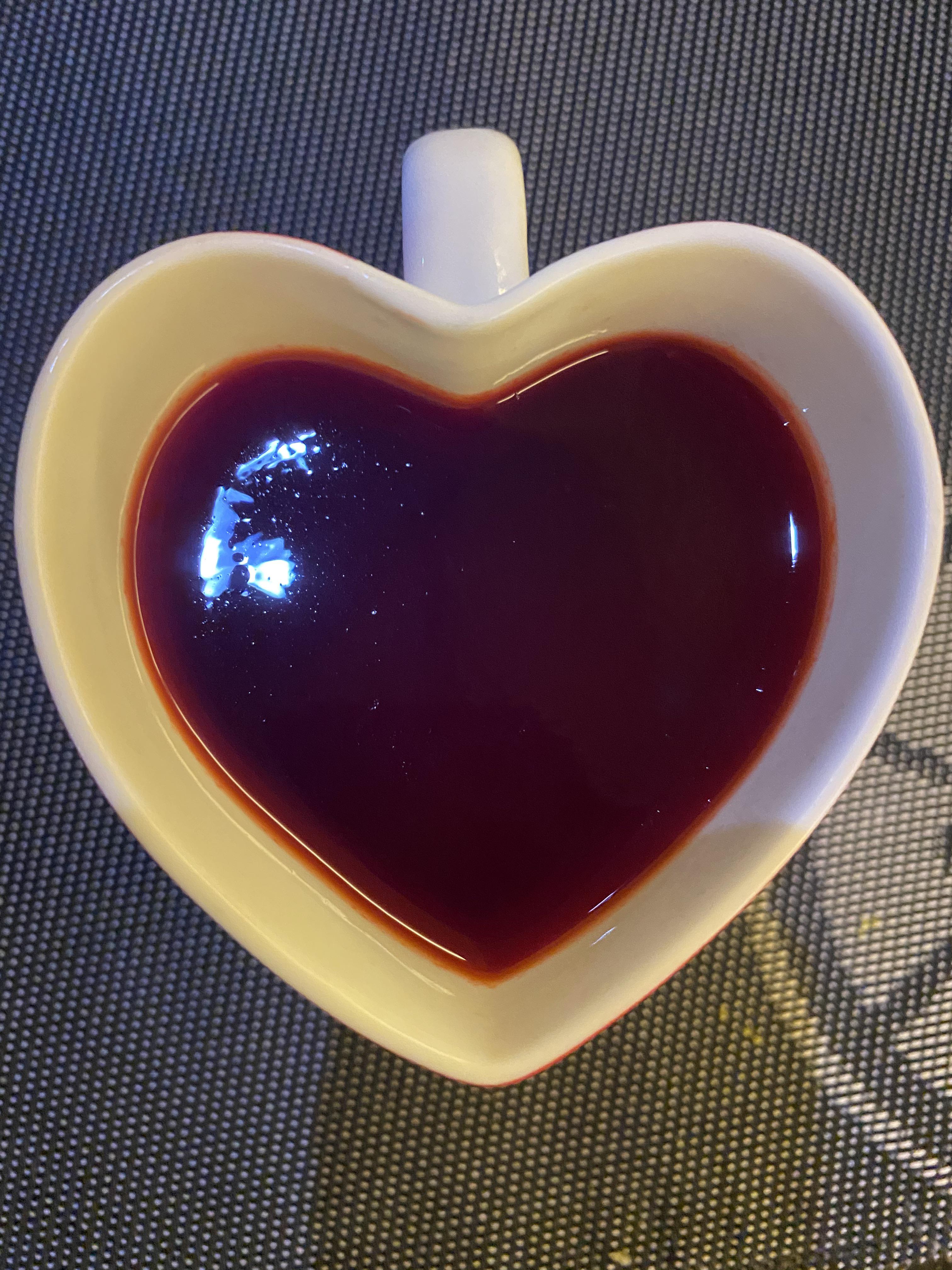 I made some jello in a heart shaped mug | Scrolller