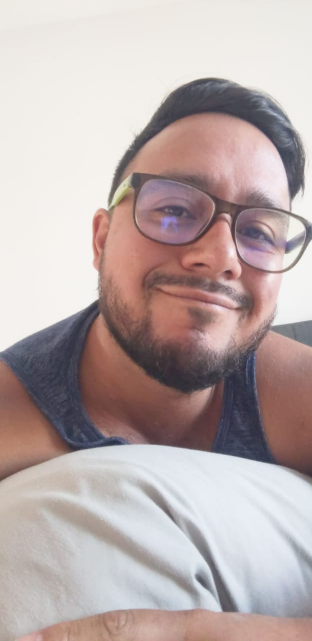 I need some cuddles 🐻 | Scrolller