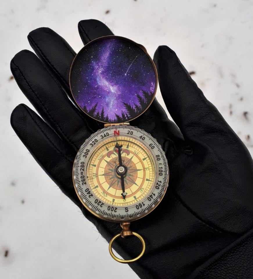 I painted the milky way inside my compass | Scrolller