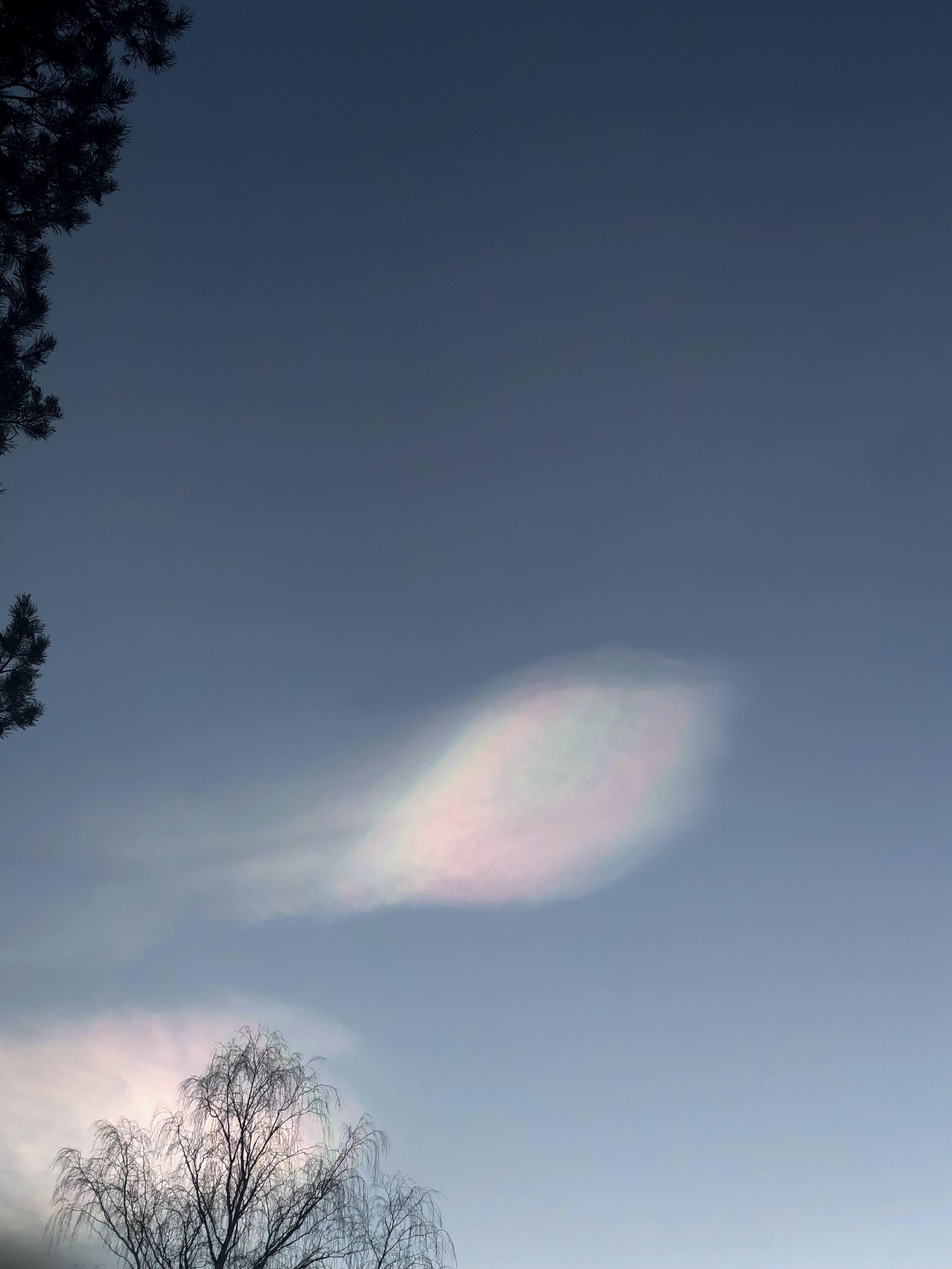🌈 I saw this rainbow cloud in Norway today, the colors were a lot more outstanding and ...