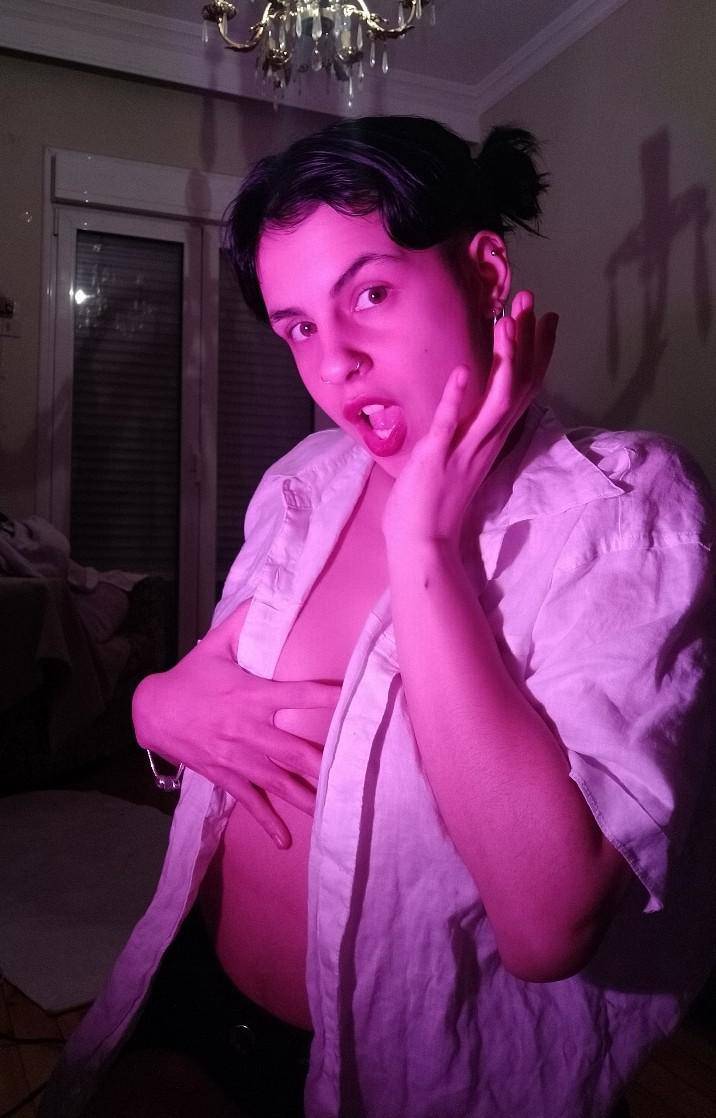 I study all day today, my mind is going to explode 🤯🌺 | Scrolller