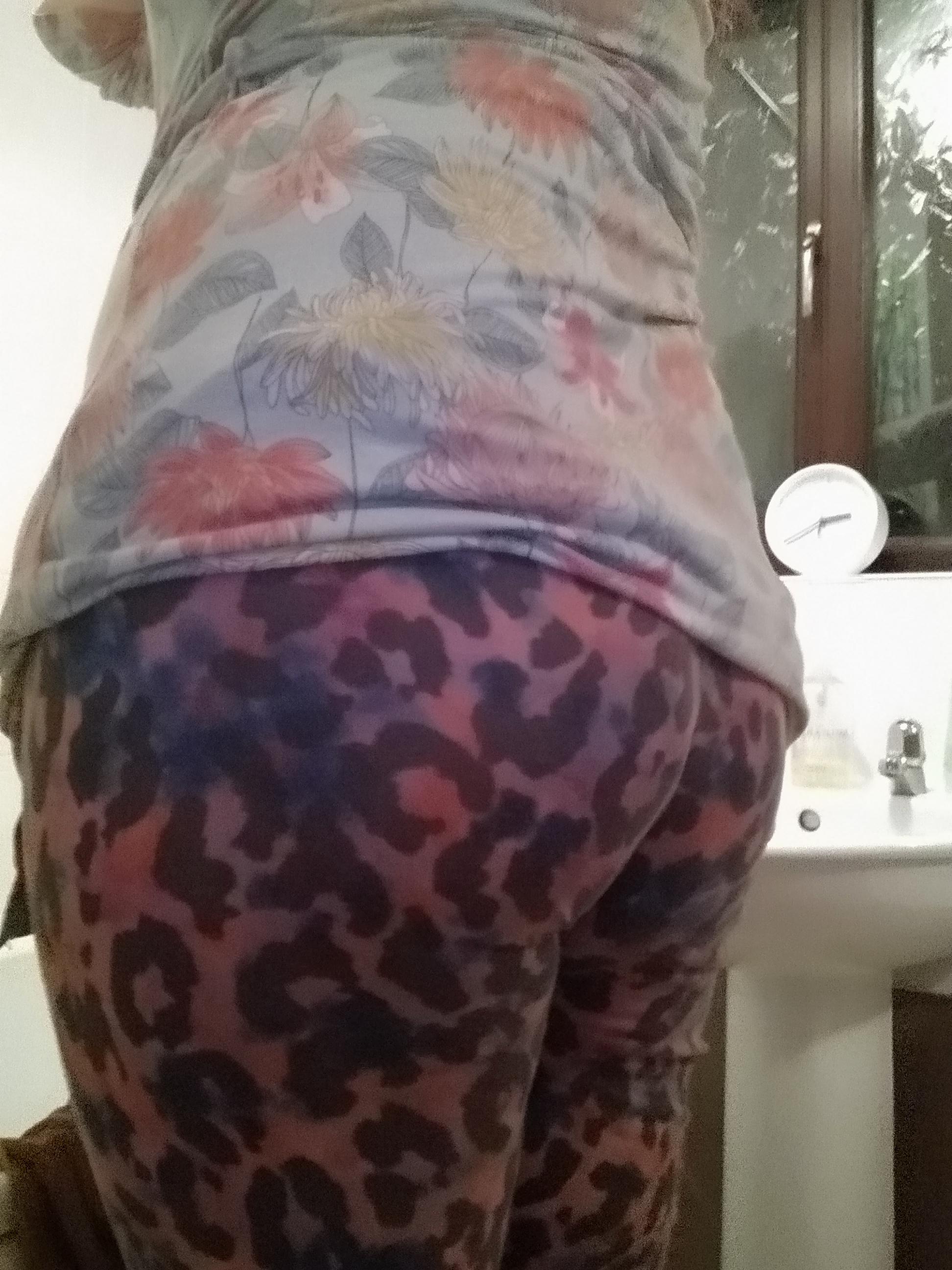 I swear my leggings just shrunk in the wash | Scrolller