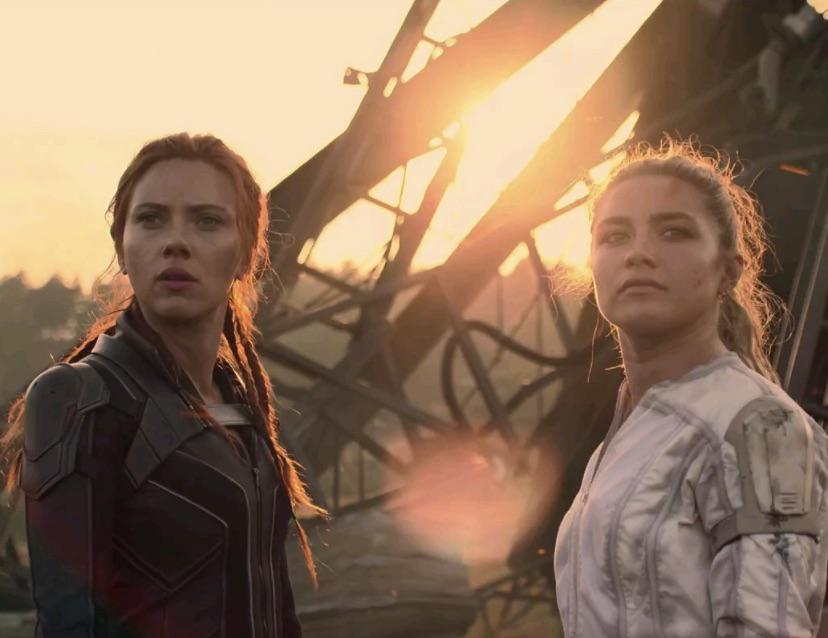 I think it’s time to worship the two queens of hotness, Scarlett johansson and Florence Pugh ...