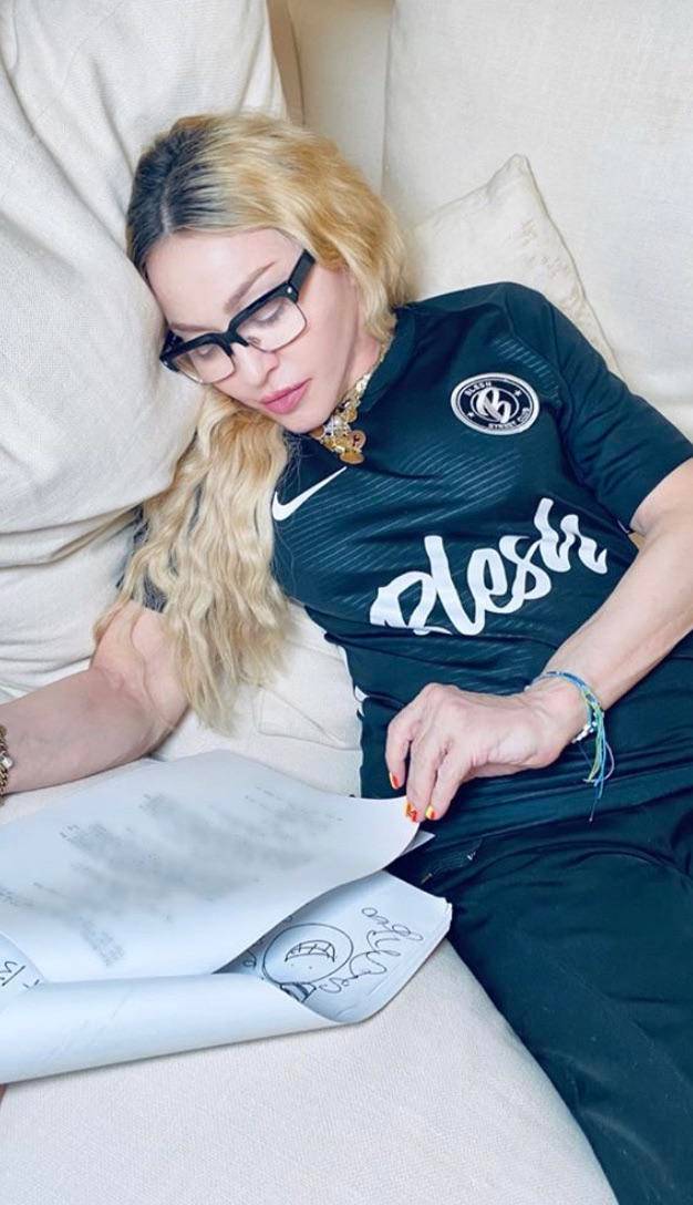 I think she does Soccer Mom pretty well, eh? | Scrolller