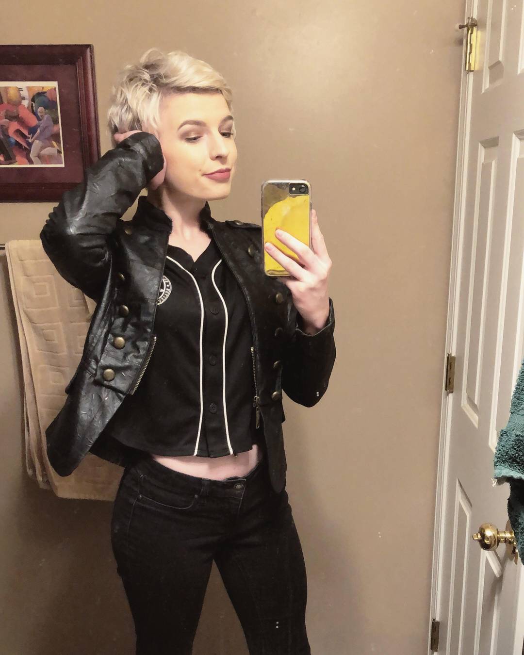 I’ve had my pixie for three an a half years now and I just can’t go back to long hair. | Scrolller