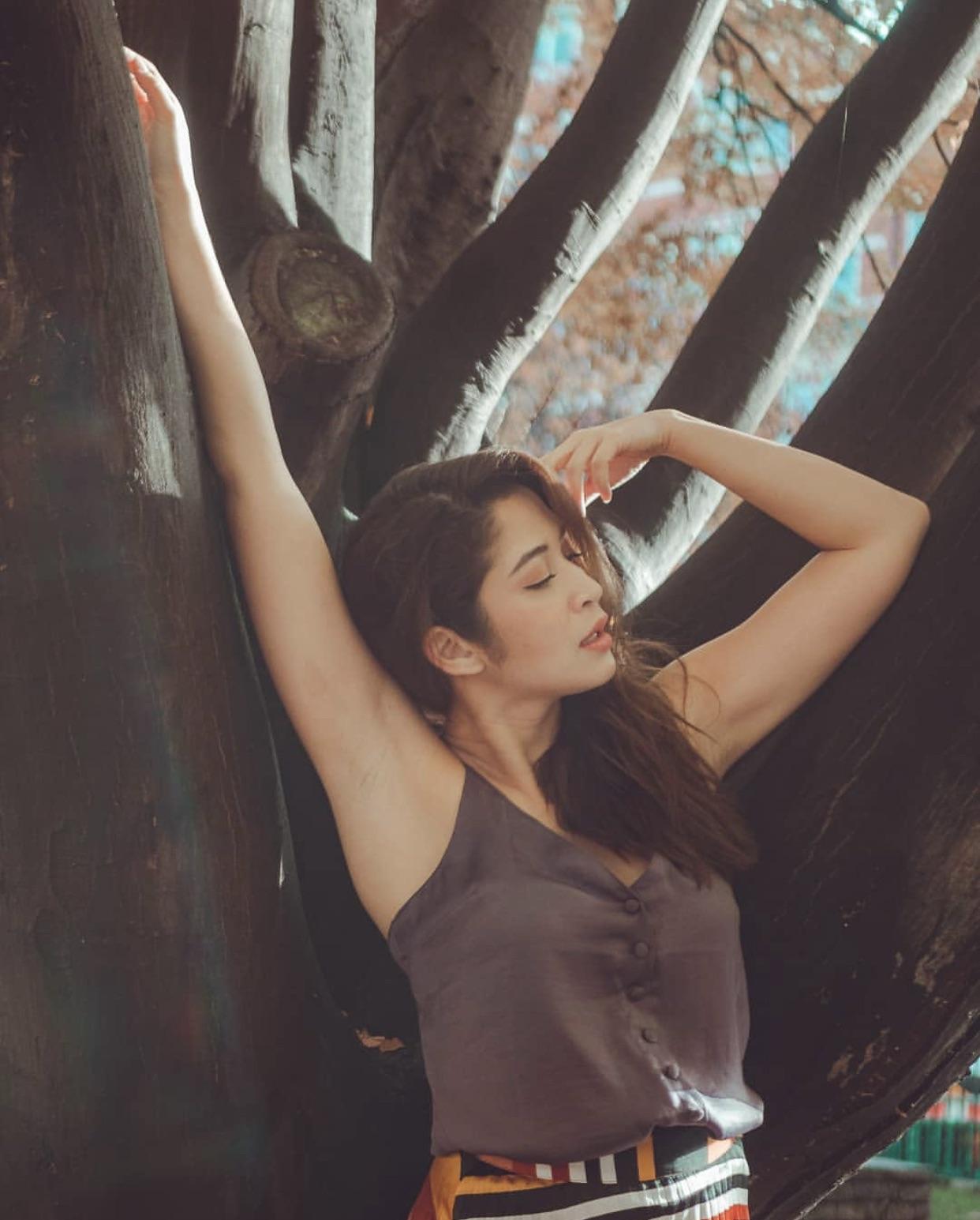 I wanna lick her 👅 | Scrolller