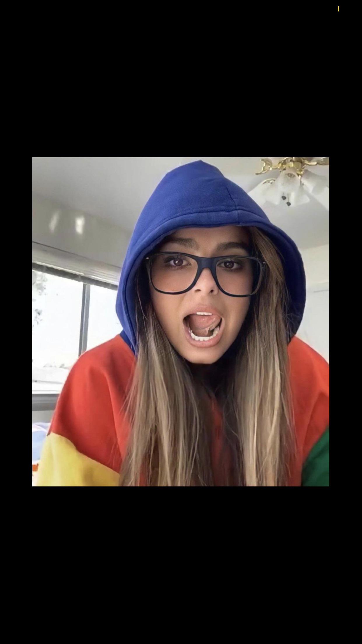 i wanna nut all over Addison raes face | Scrolller