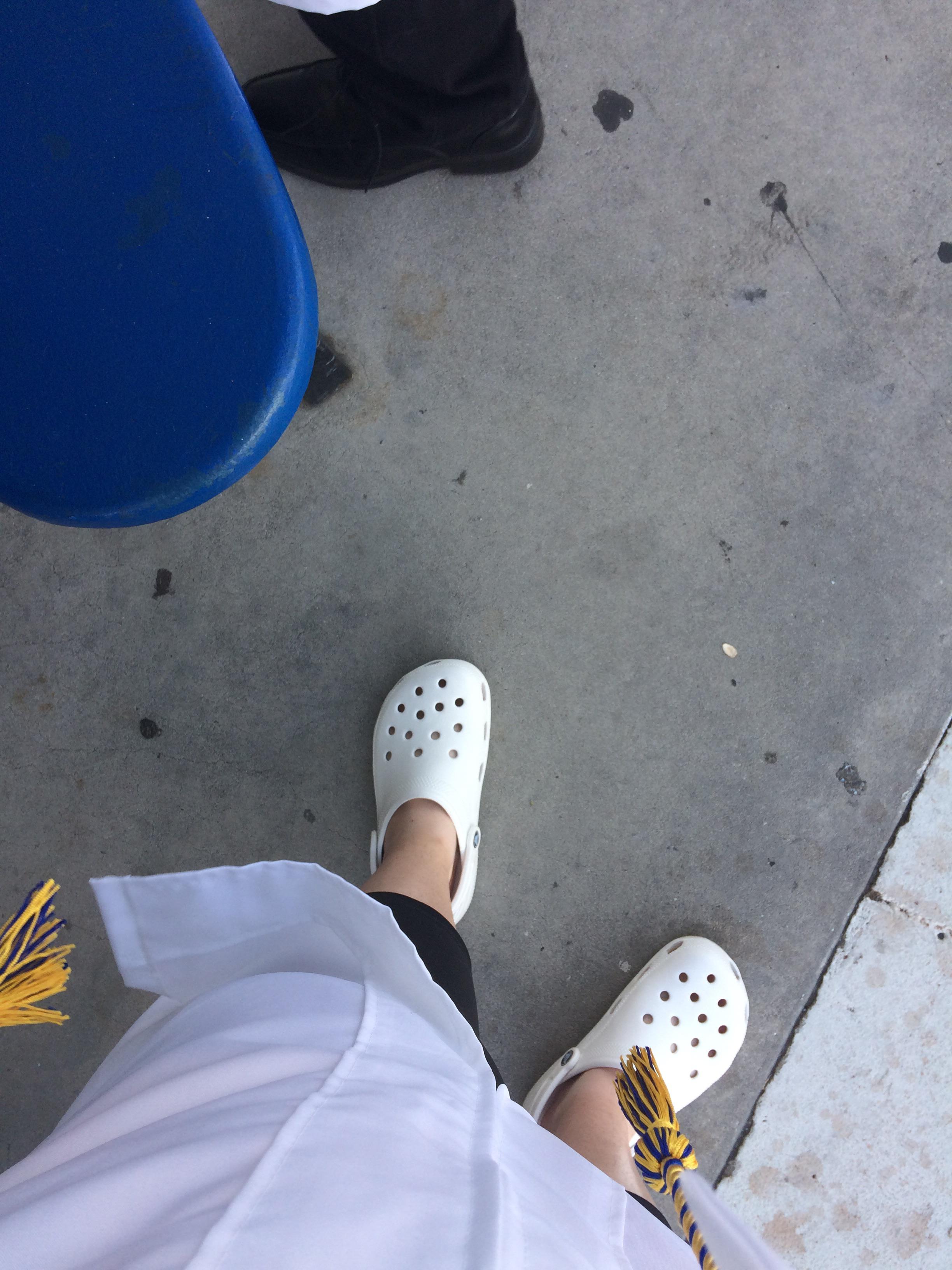 I wore my crocs to my graduation ceremony. Best decision I’ve made | Scrolller