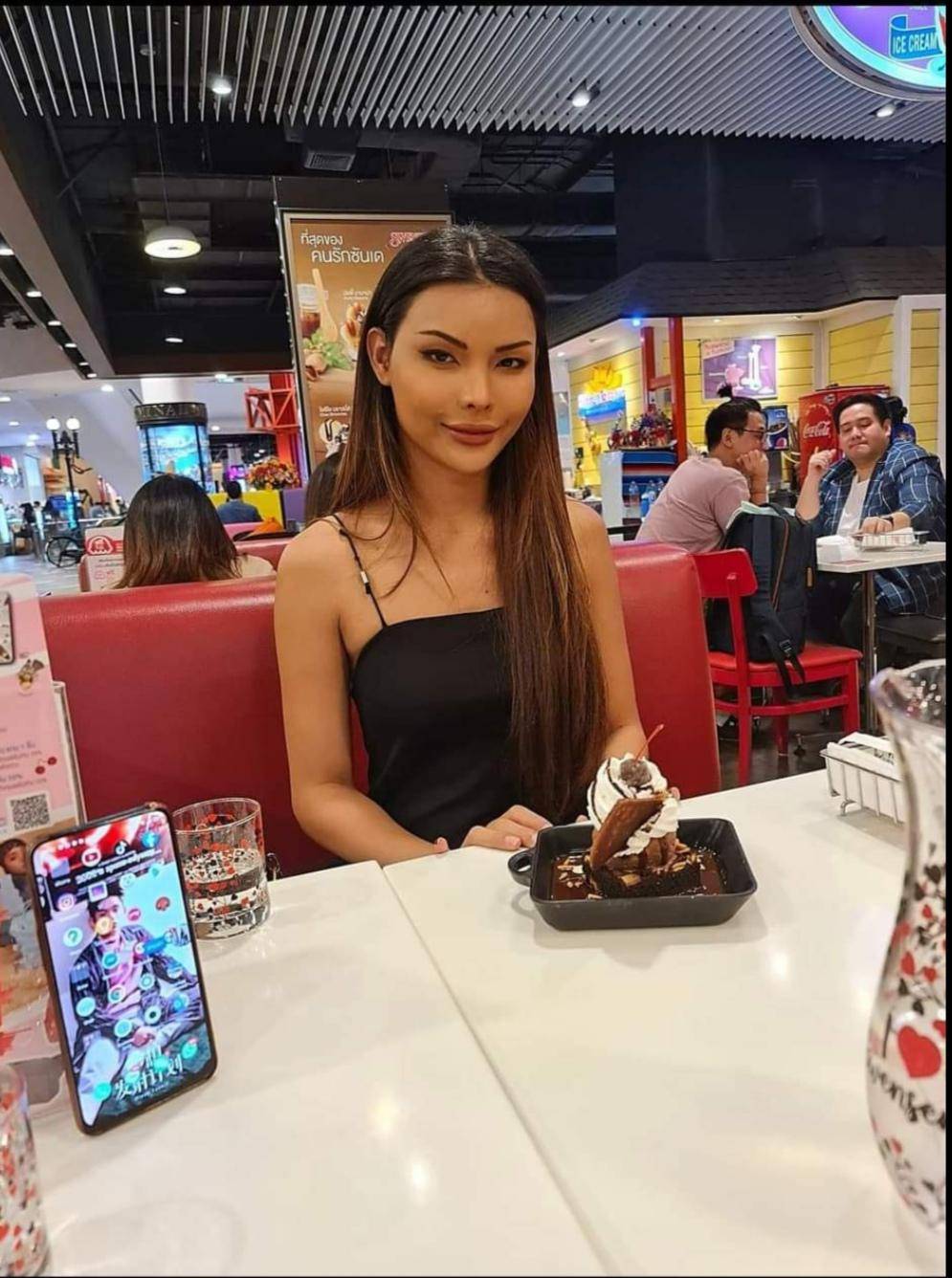 Feeling sweet this new year | Scrolller