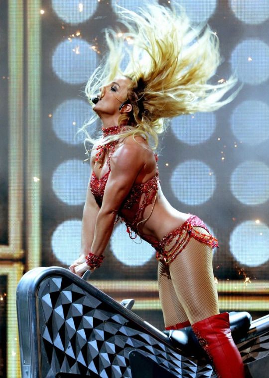 Iconic Britney Spears | BBMA's 2016 | Scrolller