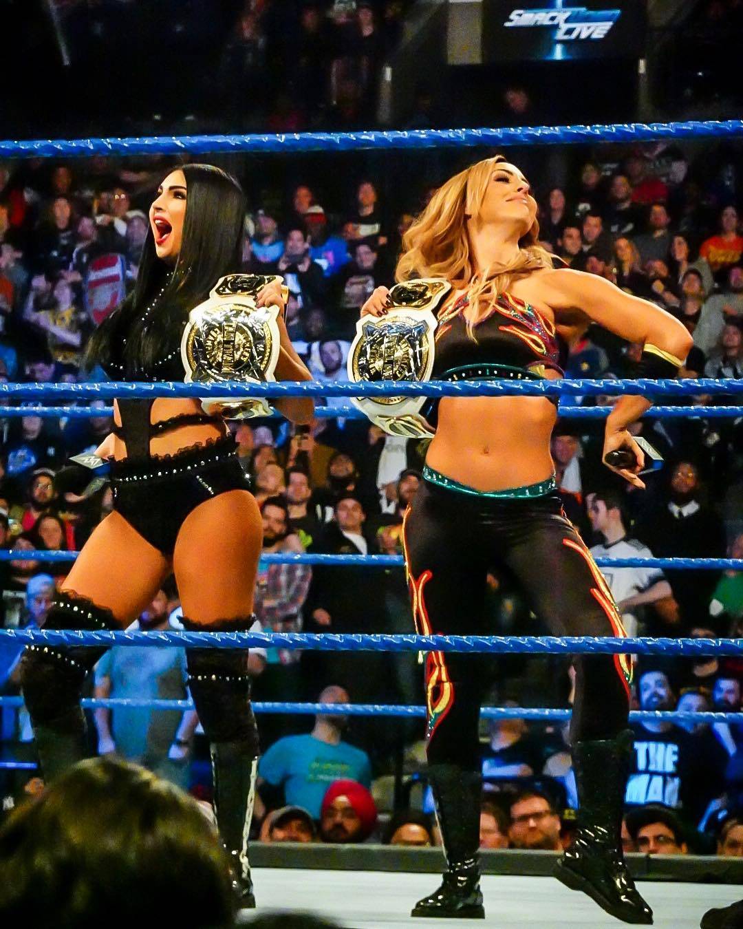 Iconic pose | Scrolller