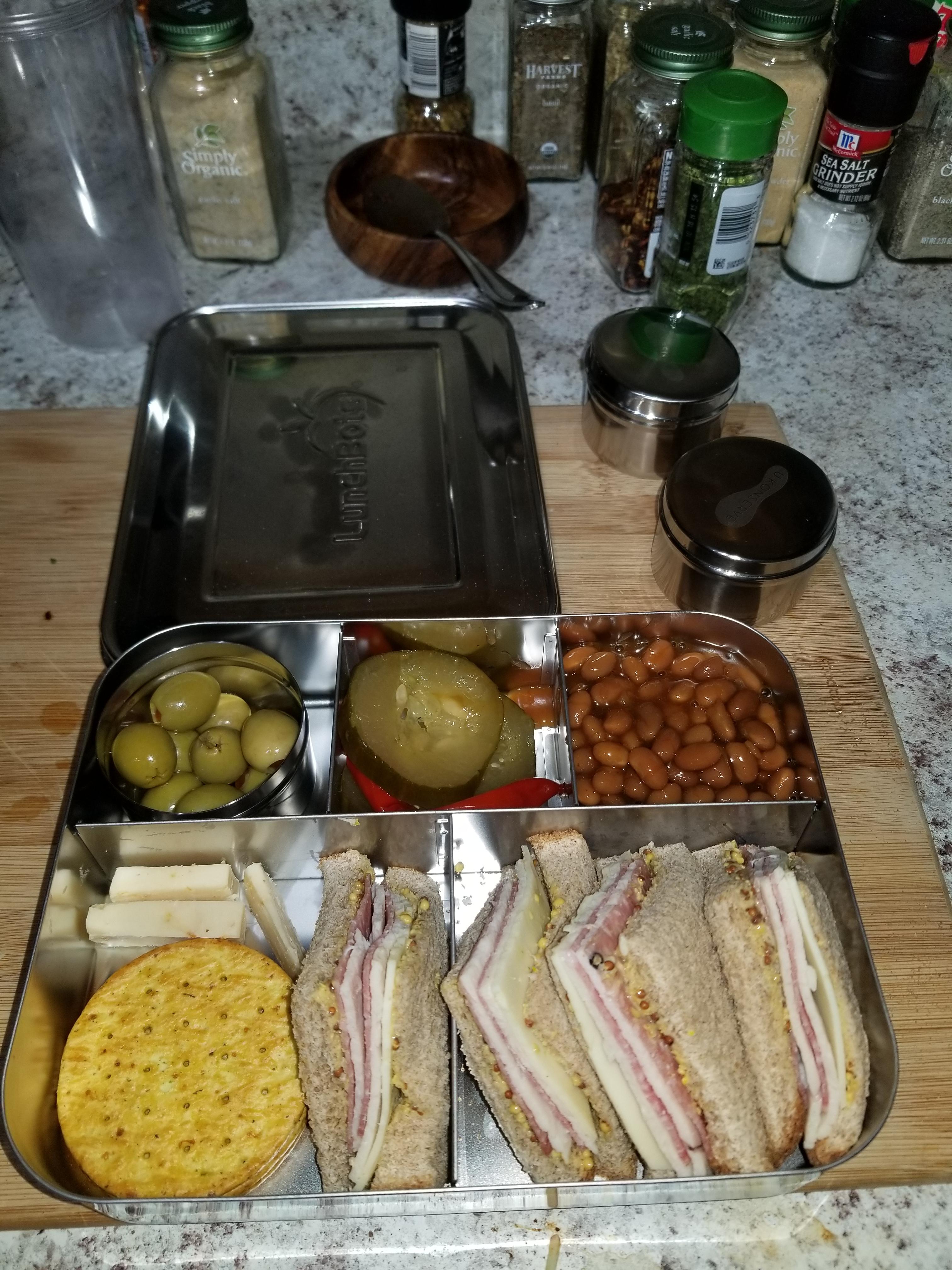 I'm a simple man, my Bento reflects this. | Scrolller