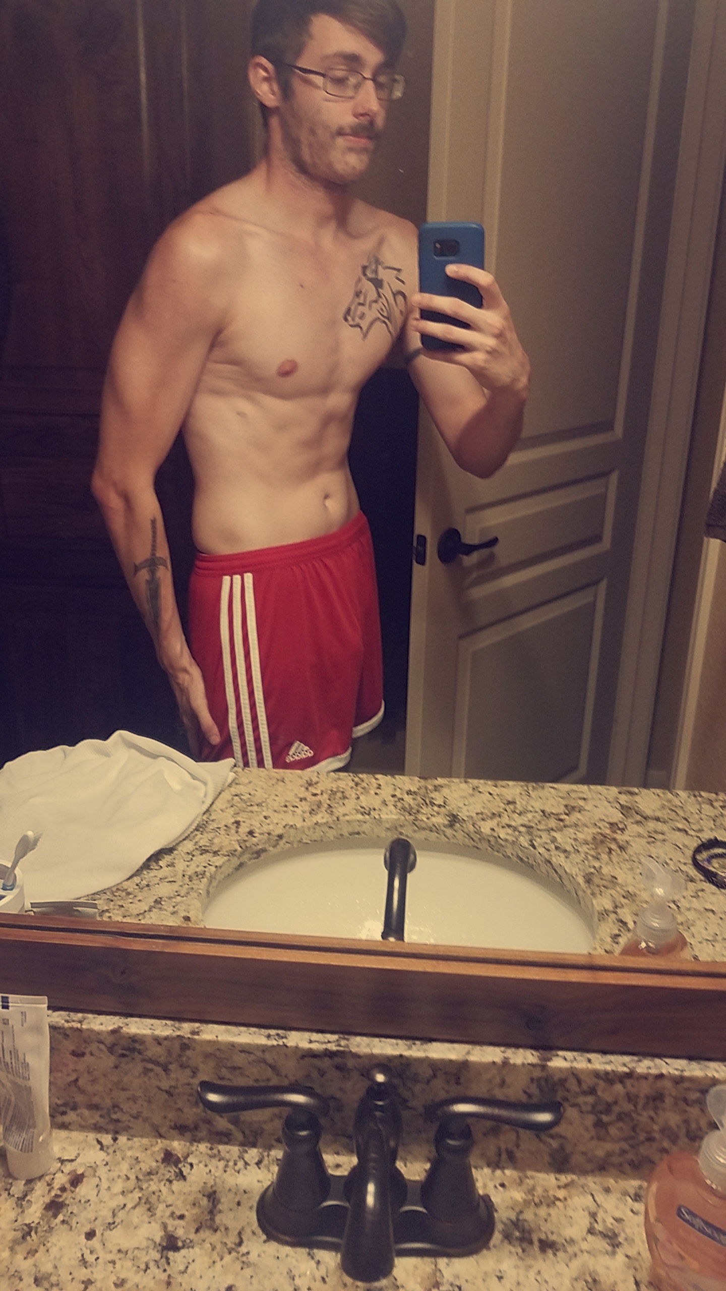 I'm a very happy twunk | Scrolller