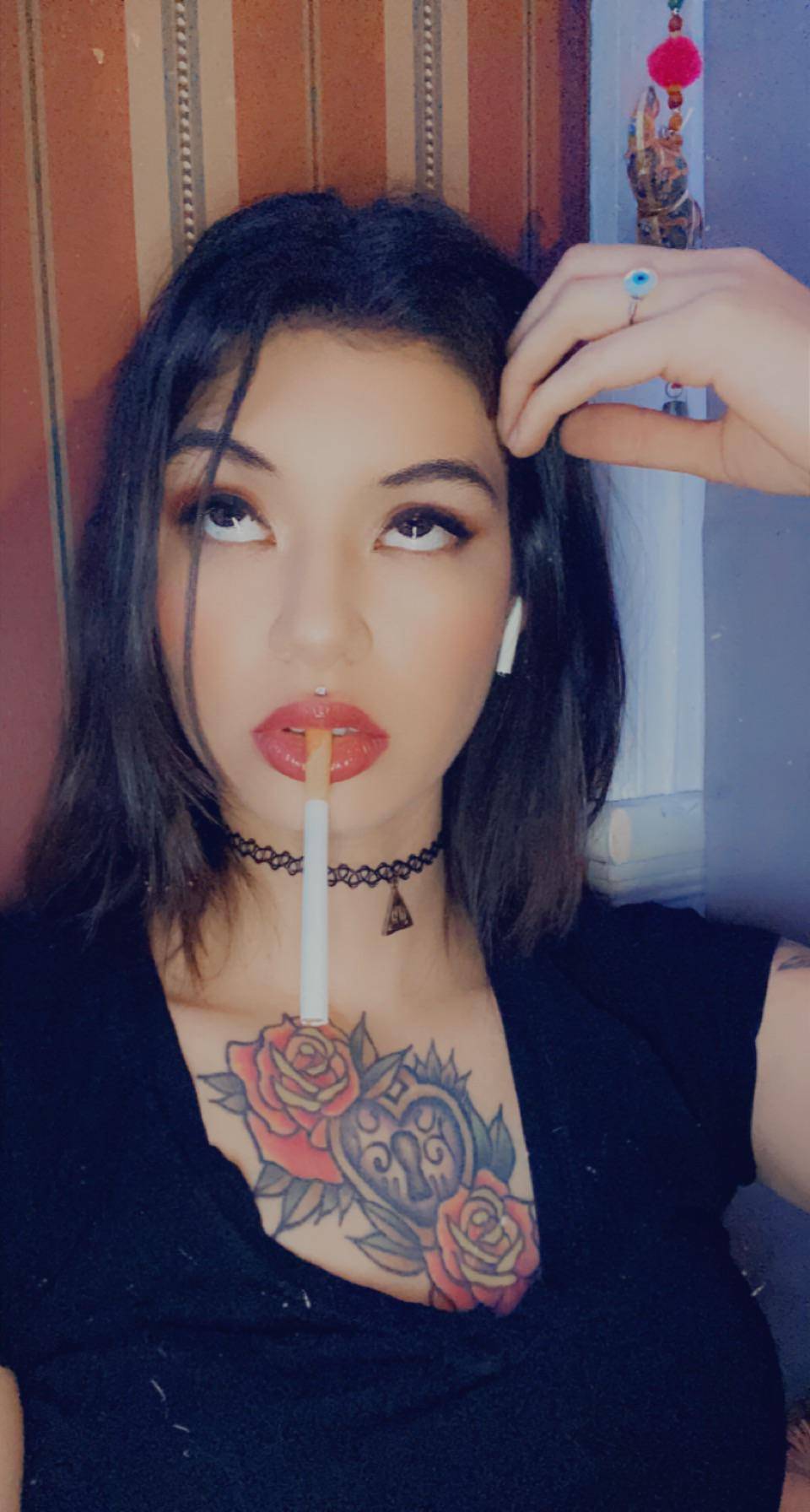 I'm bored, light me up 🔥 | Scrolller