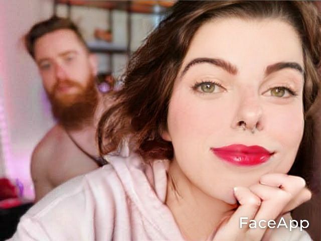 Imagem sem sentido do FaceApp :v | Scrolller