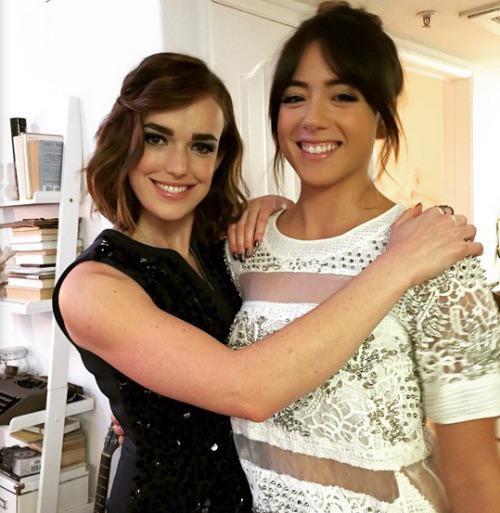 Elizabeth Henstridge and Chloe Bennet would be an ultimate threesome | Scrolller