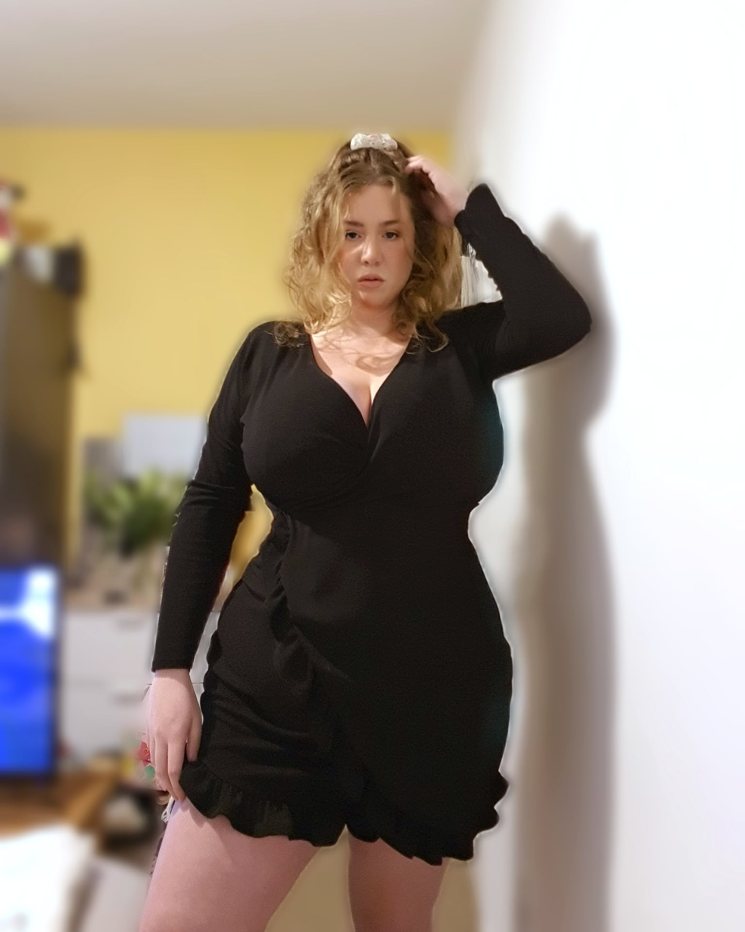 When your boobs are bigger than your head (OC) | Scrolller