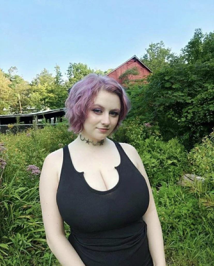 Impossible to hide | Scrolller