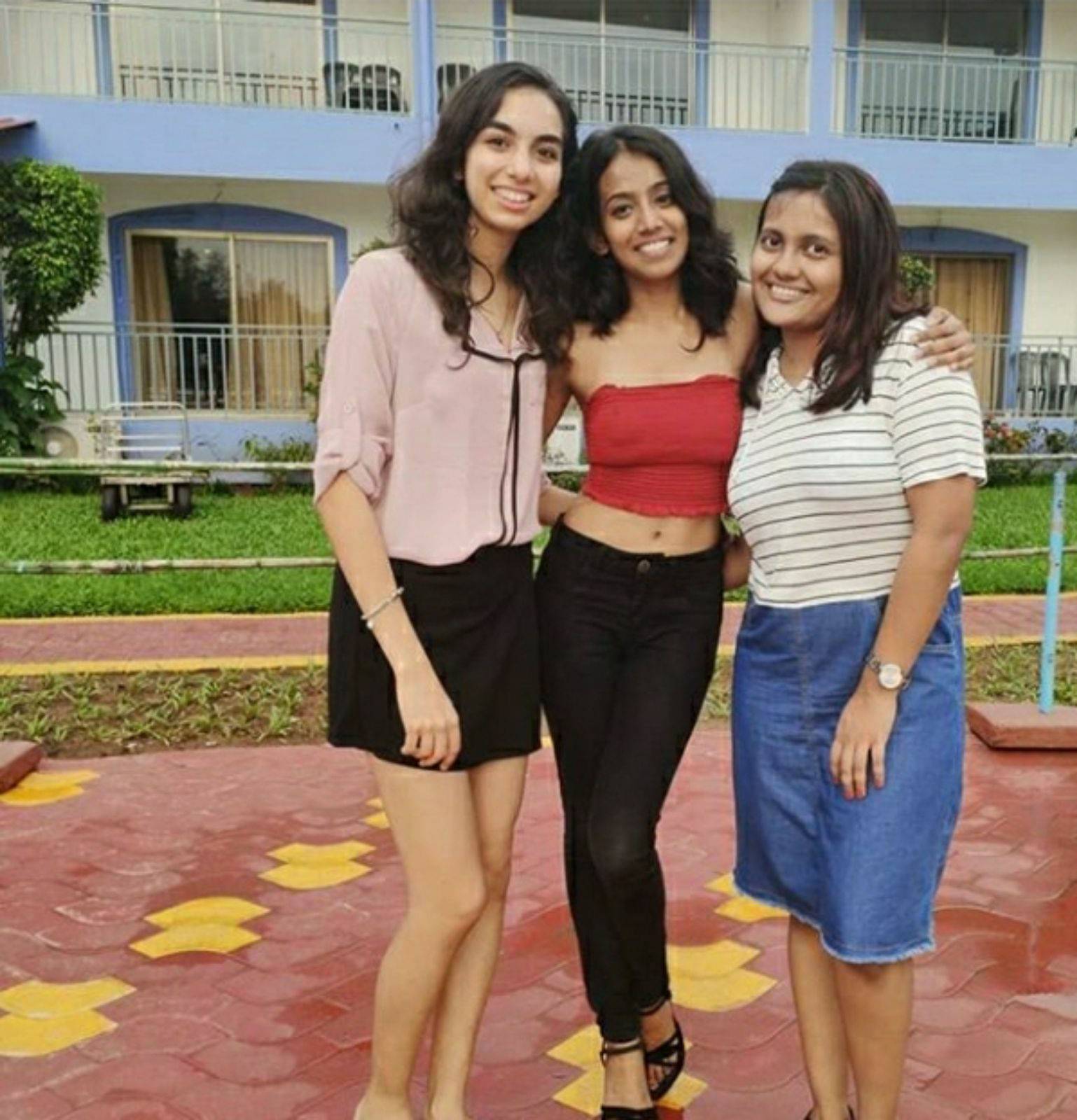 Indian teens. DM open. | Scrolller