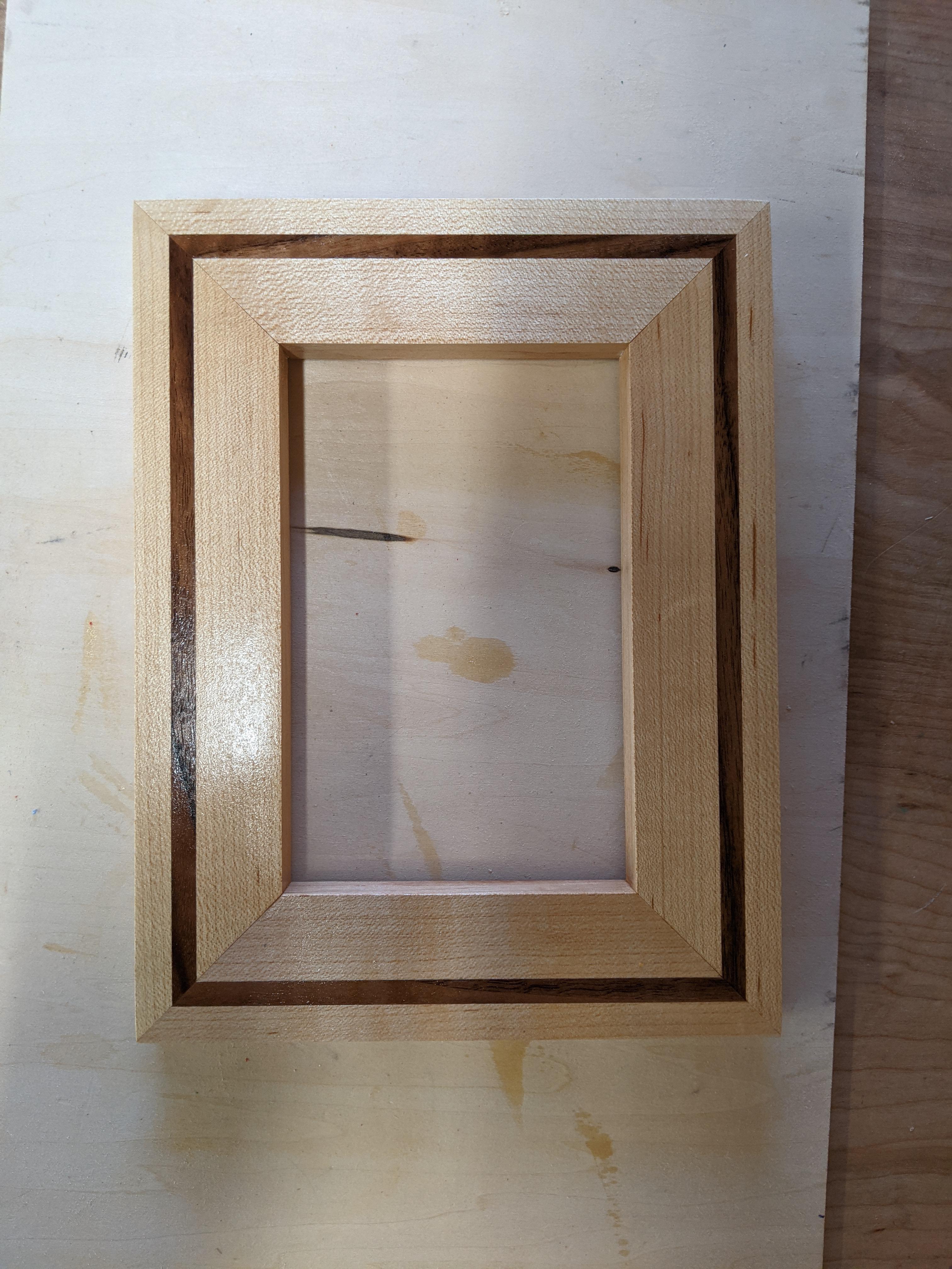 Inlay Picture Frame | Scrolller