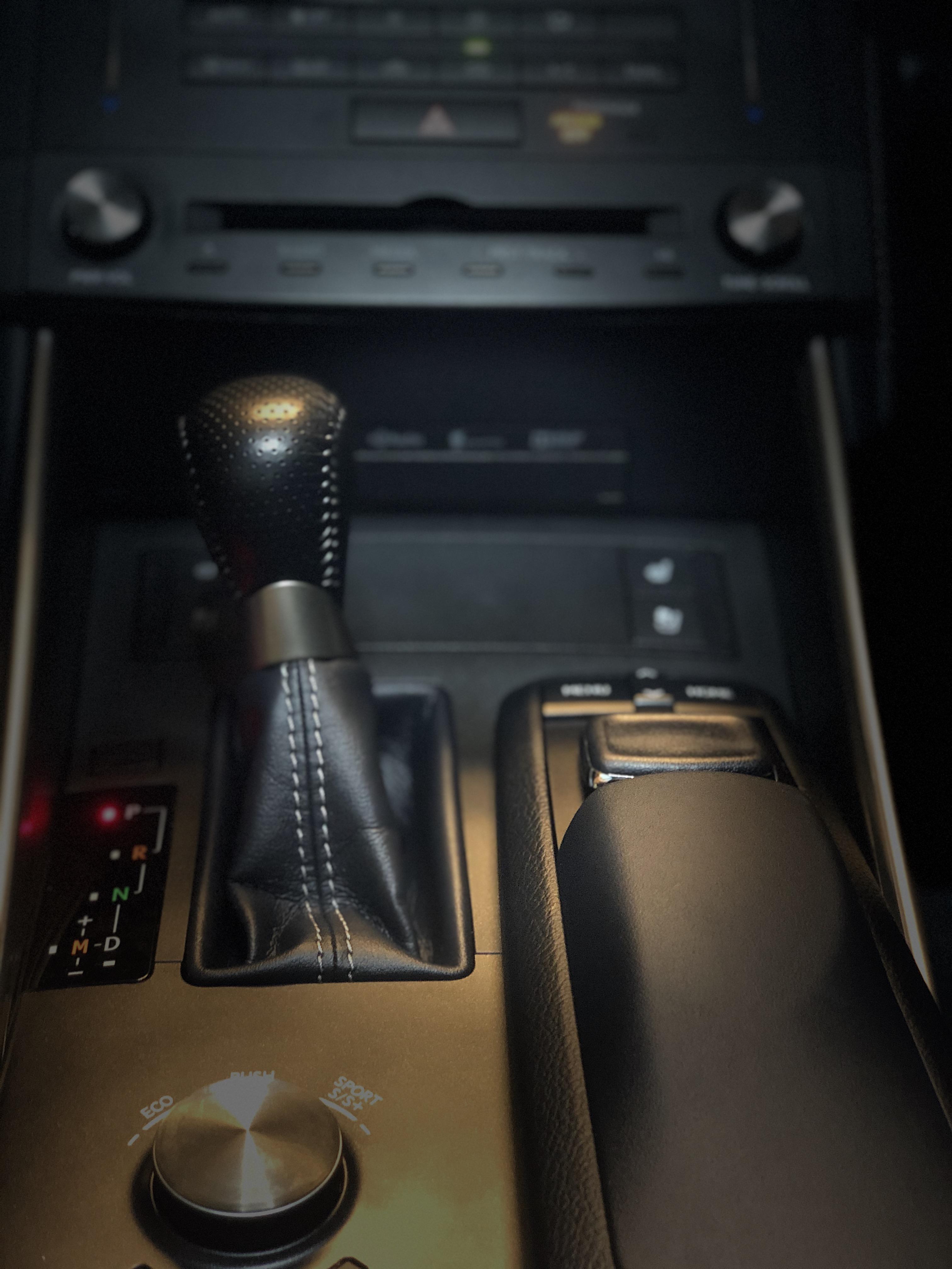 Installed GS-F shift knob in my 2015 IS350 F-Sport | Scrolller