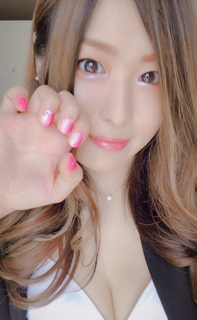 Io Shirai | Scrolller