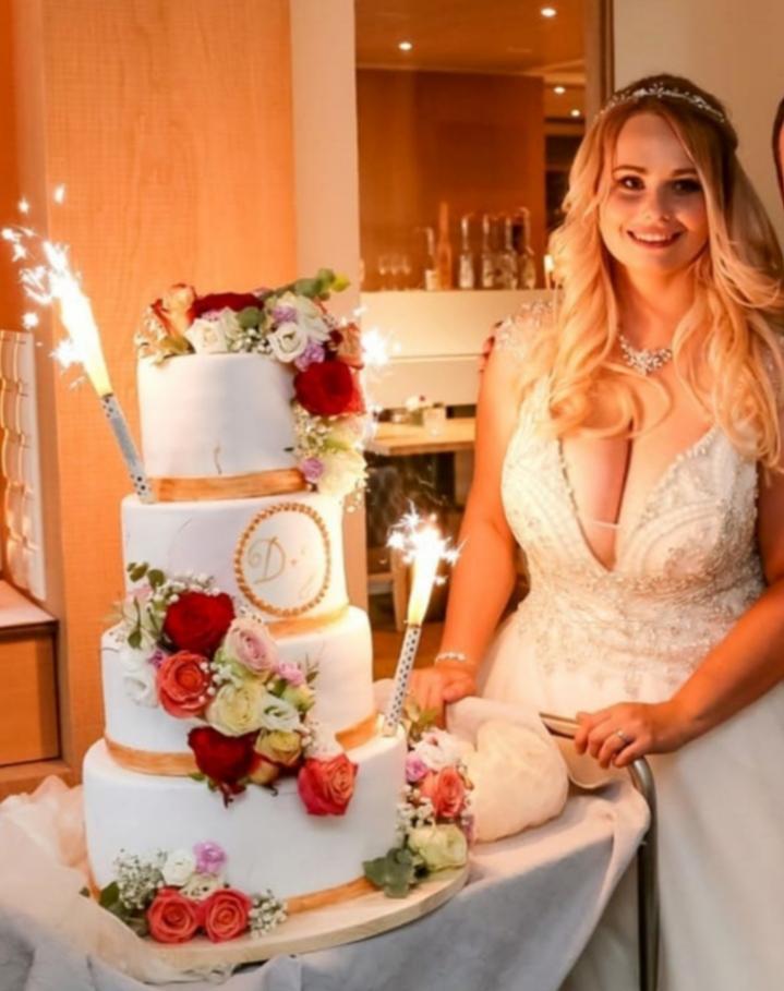 Is my wife busty enough?🍒 | Scrolller