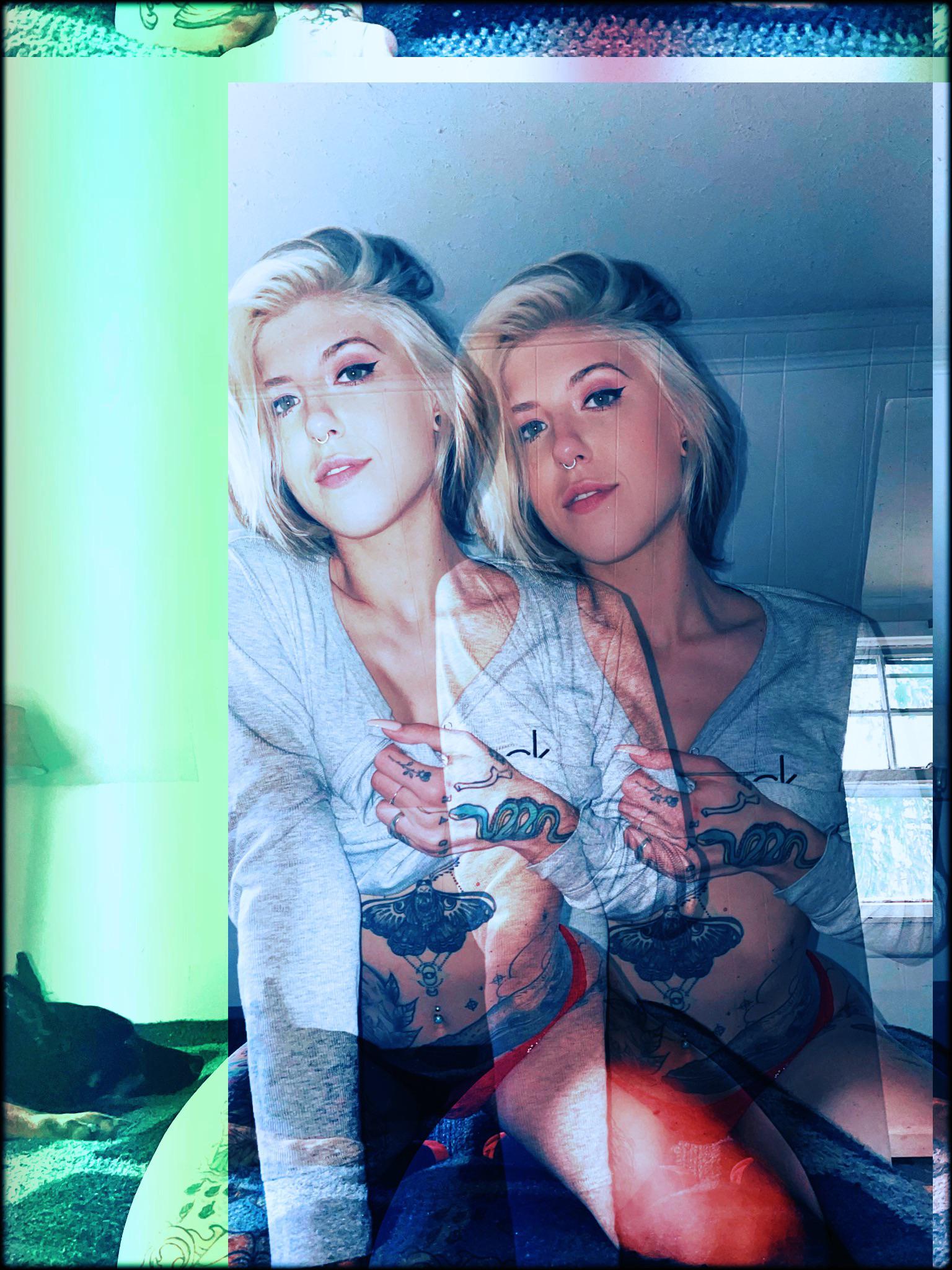 Is she real or a glitch in the sim? | Scrolller