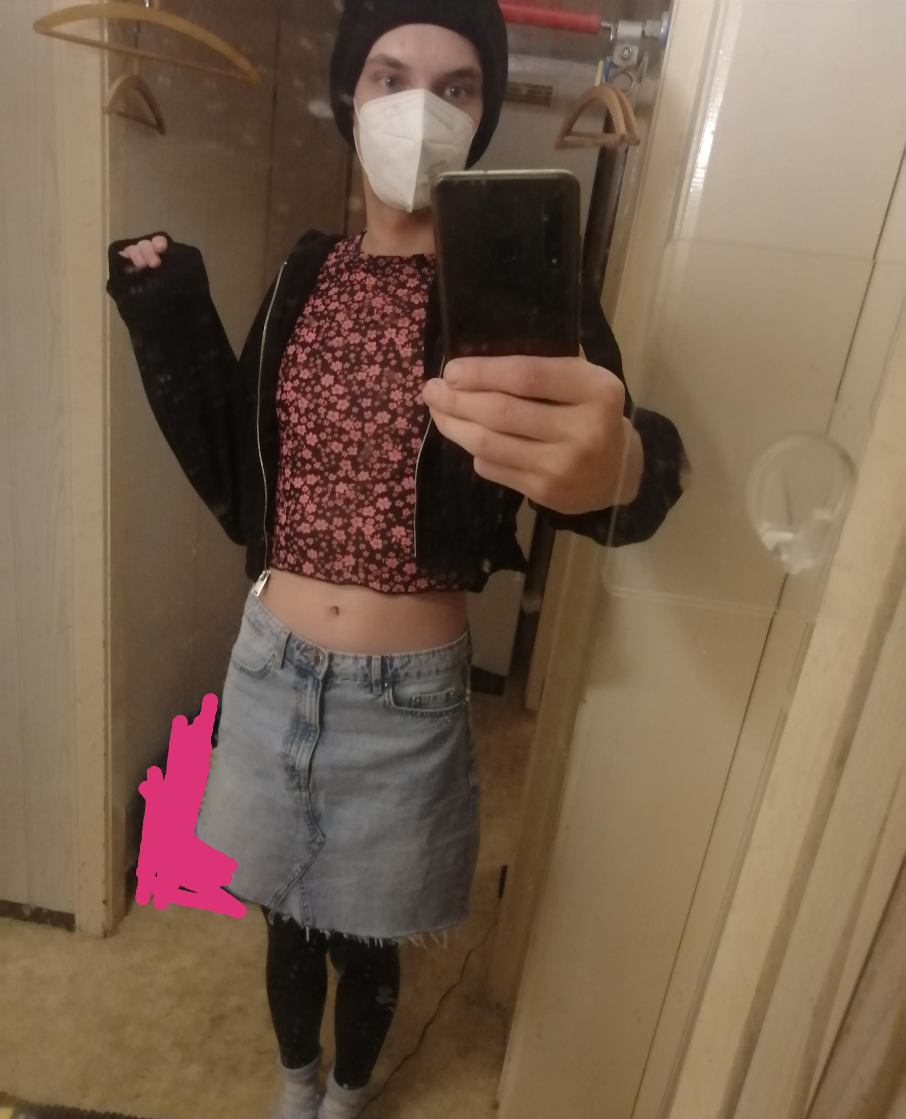 Is someone into tall femboys? 🥺 | Scrolller