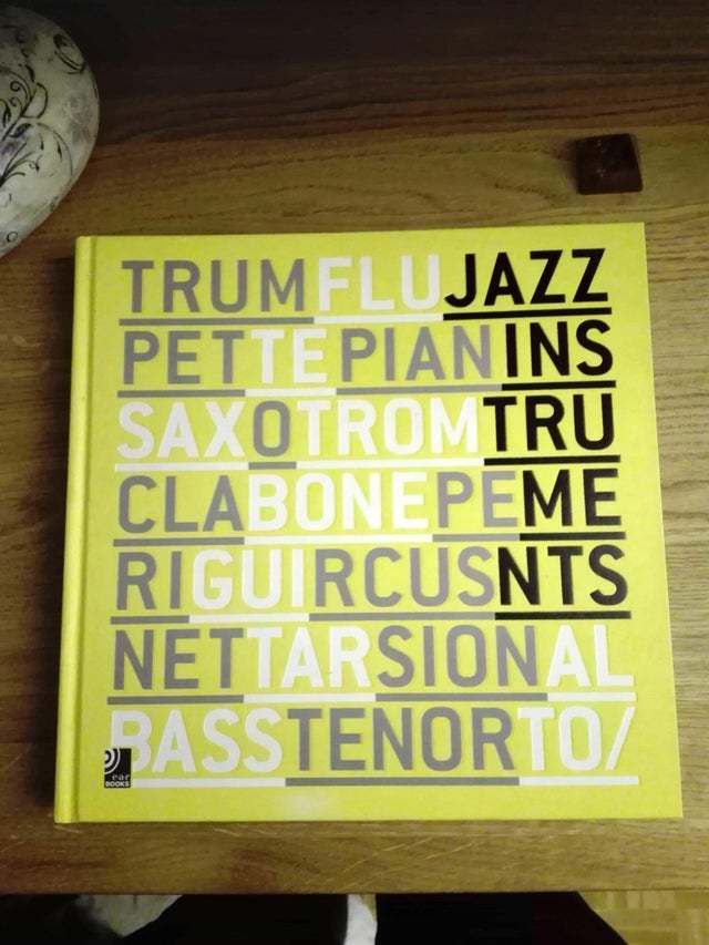 is this da real book!?!?!?! | Scrolller