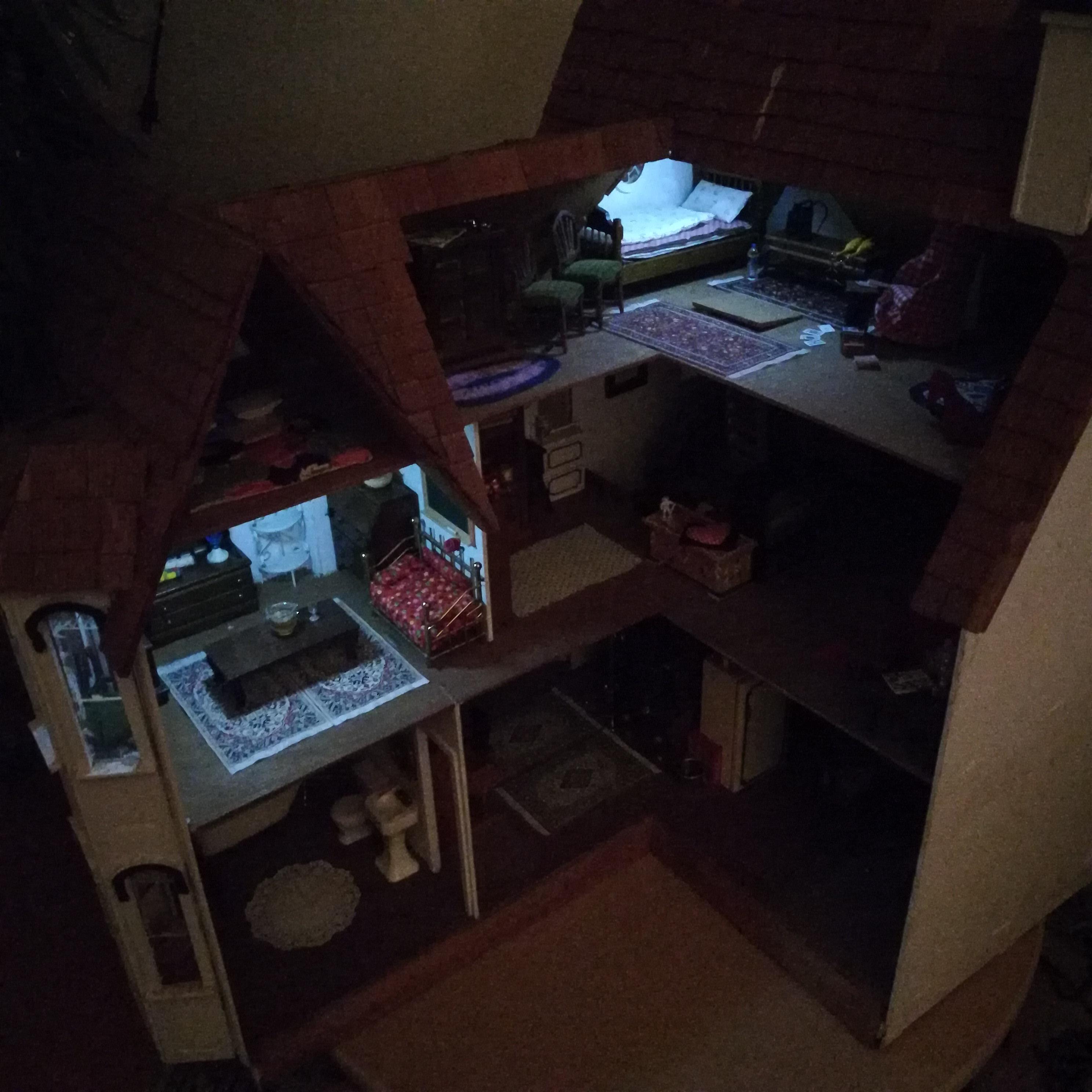 ISO: innovative lighting ideas / bulbs | Scrolller