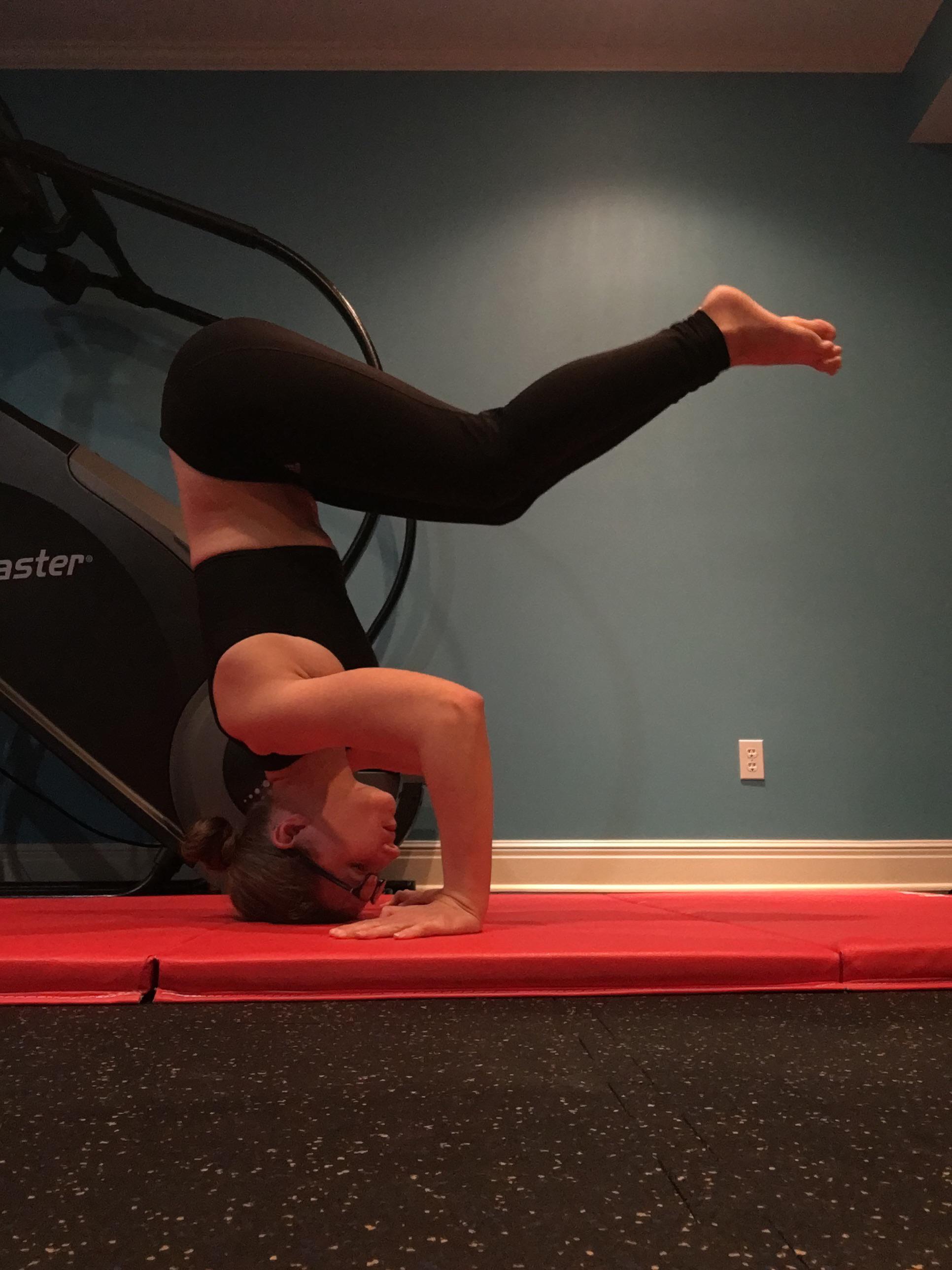 It’s a core strength day. Imma share vids on my OF. | Scrolller