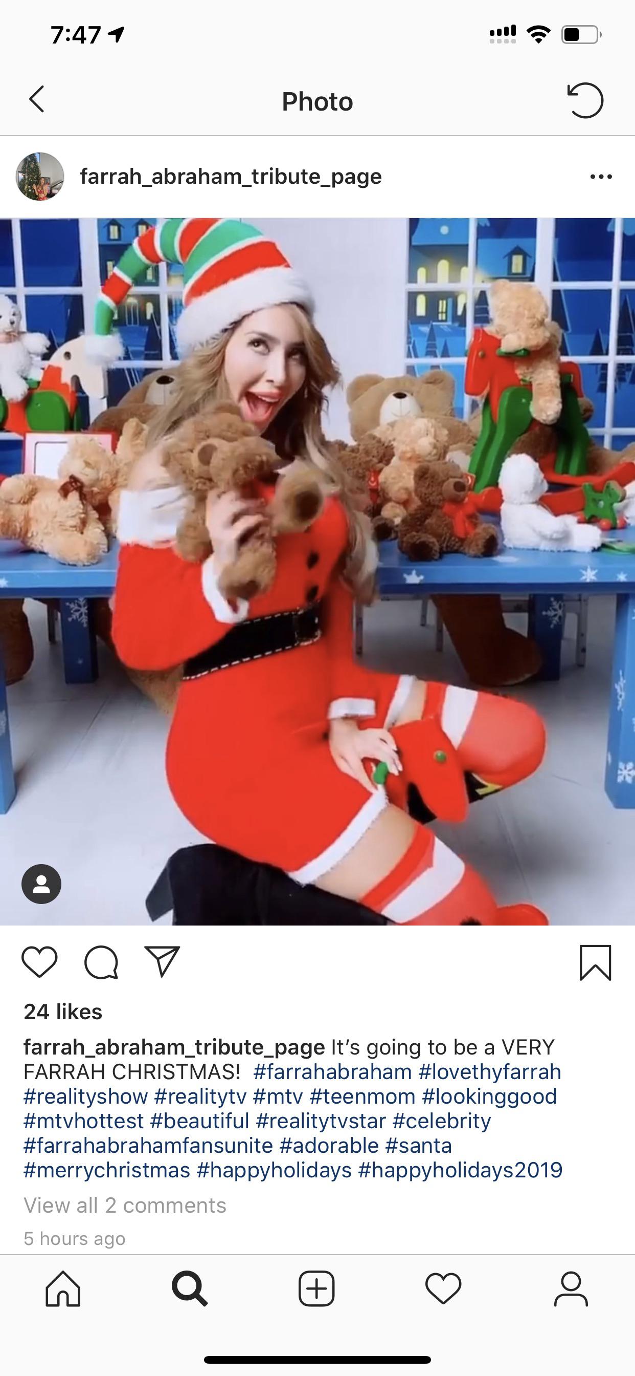 It’s a Farrah Xmas | Scrolller