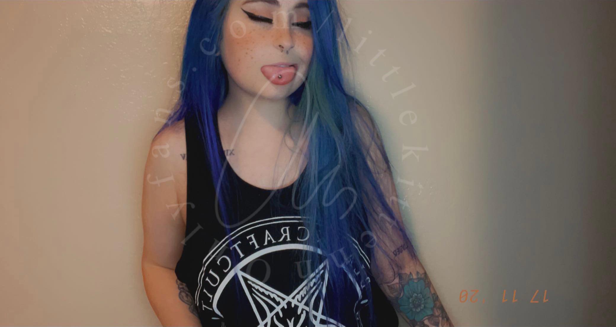 🖤 top 1.6% emo babe with free onlyfans - link in comments 🖤 | Scrolller