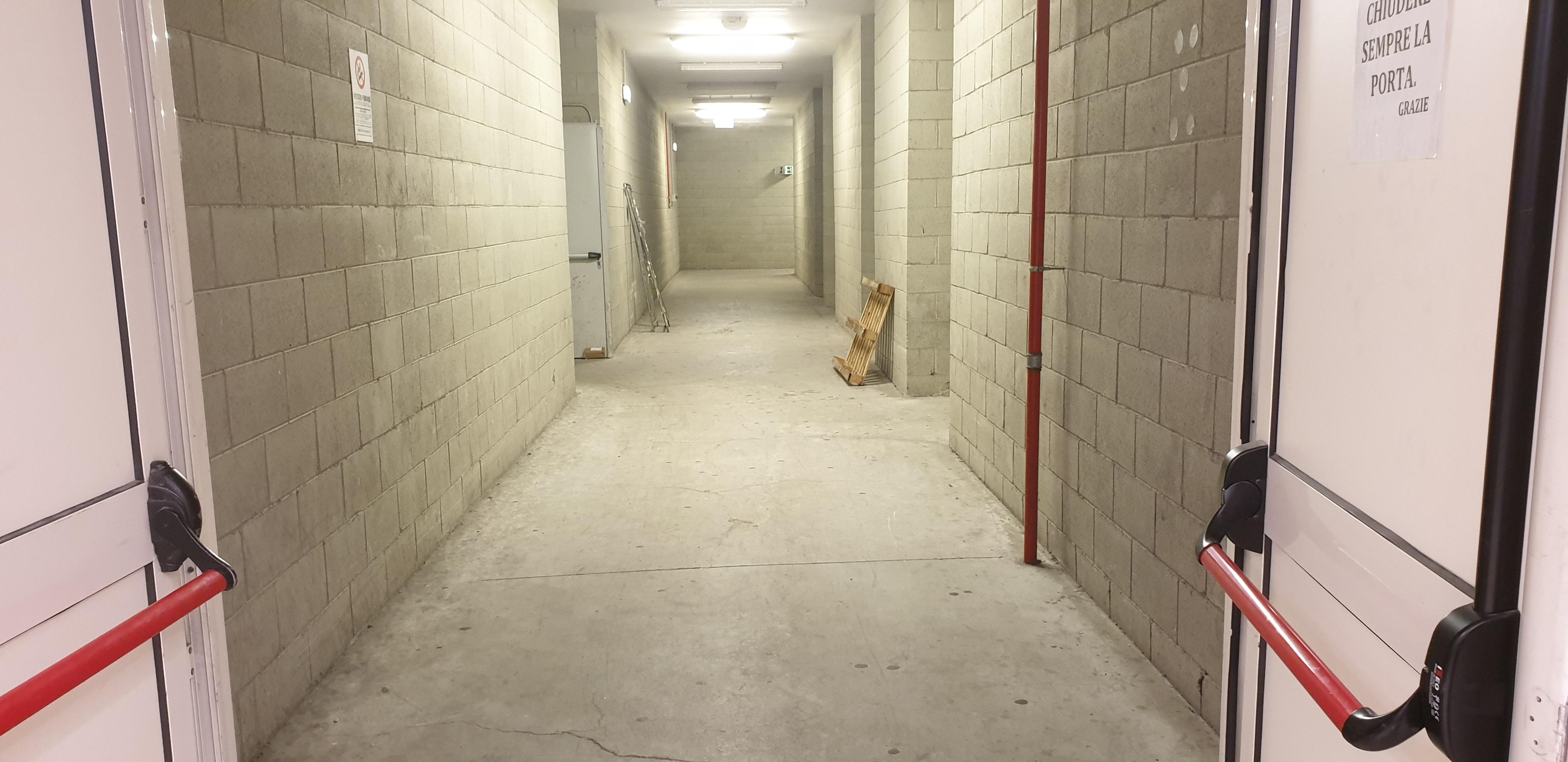 Italian Backroom | Scrolller